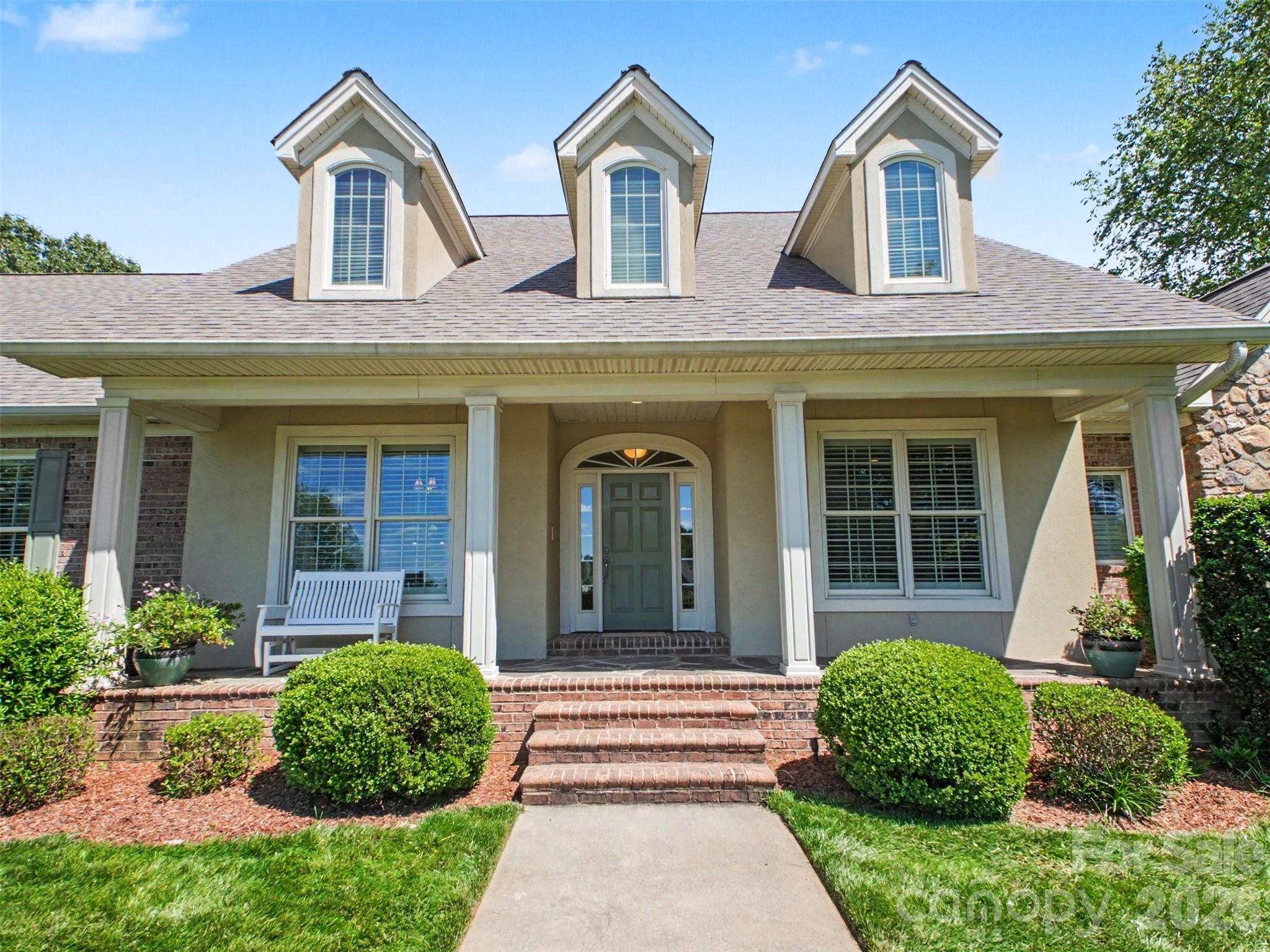 1422 Stone Gate Drive, Shelby, NC - photo 4 of 48