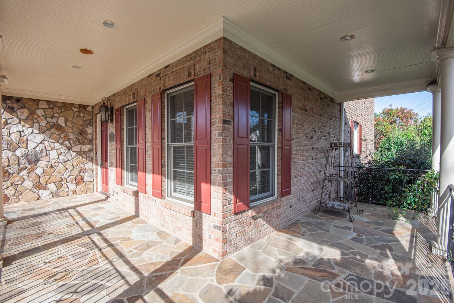2616 Ladley Court, Charlotte, NC - photo 5 of 36