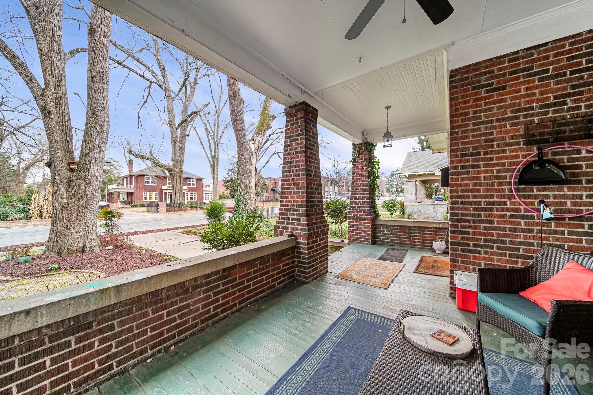 707 S York Street, Gastonia, NC - photo 2 of 39