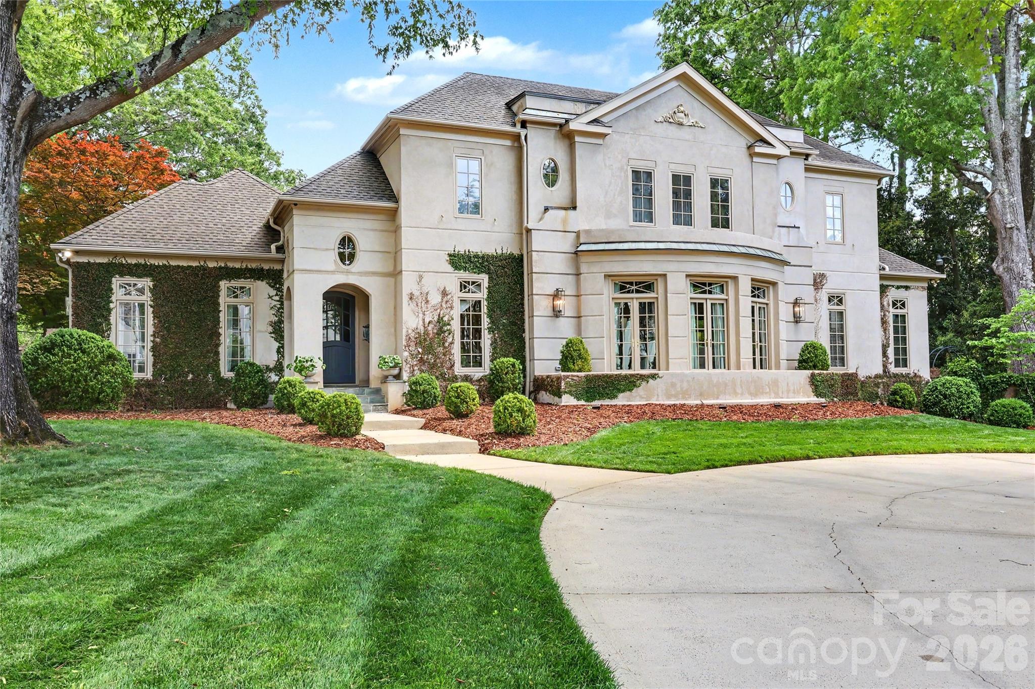 2301 Queens Road E, Charlotte, NC