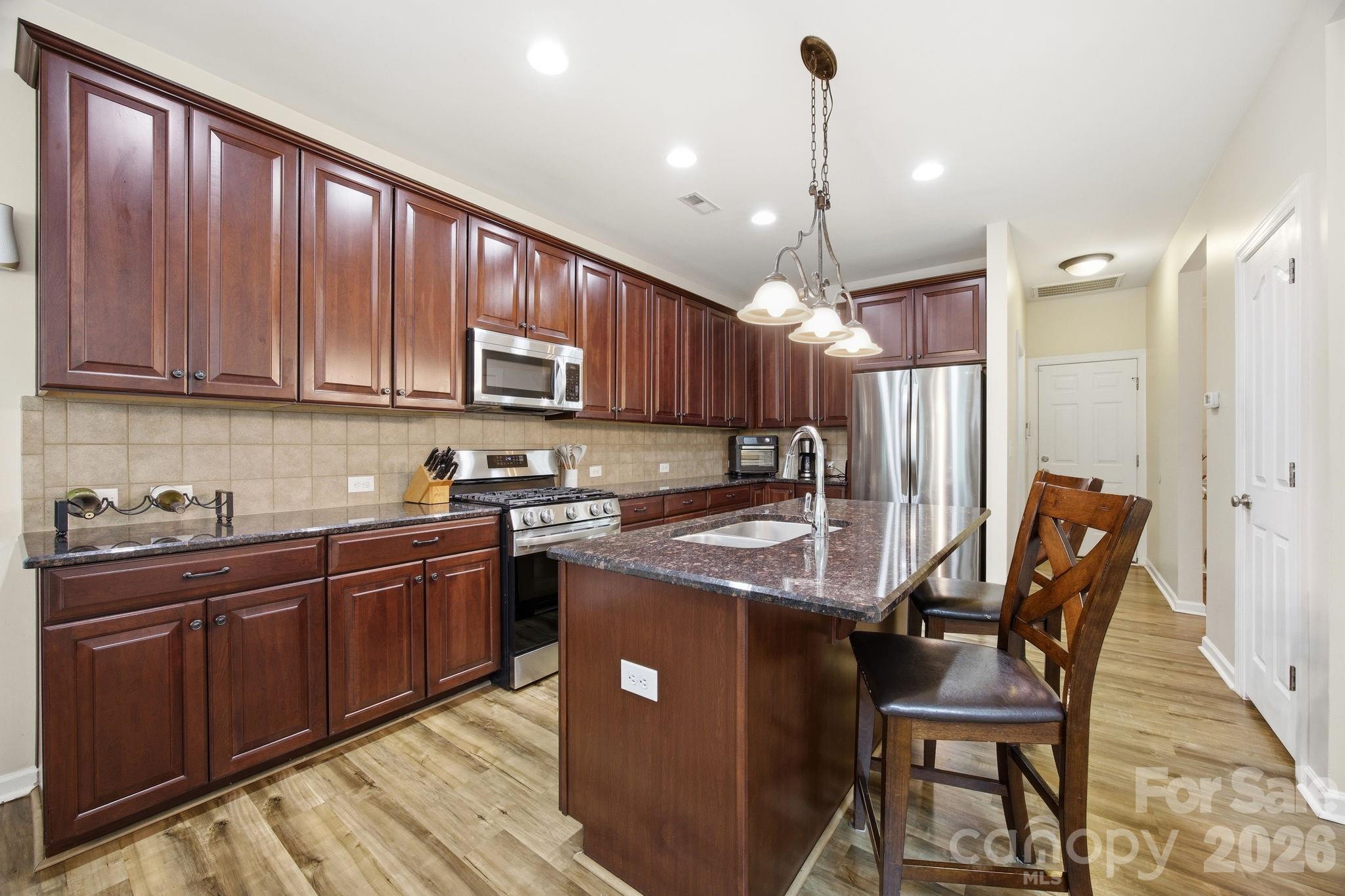 Photo 12 of 16106 Cloverleaf Court, Charlotte, NC