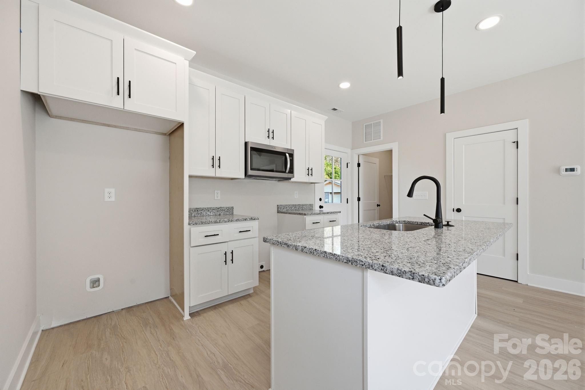 Photo 3 of 1433 Hilltop Street, Albemarle, NC