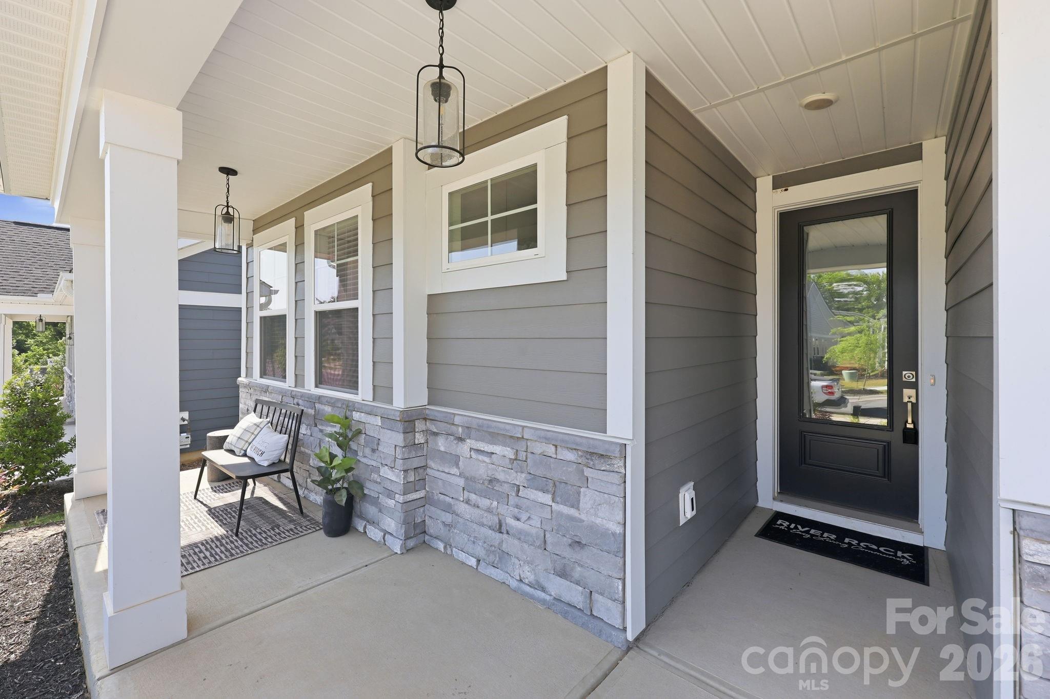 8612 Chagrin Drive, Cornelius, NC - photo 4 of 47