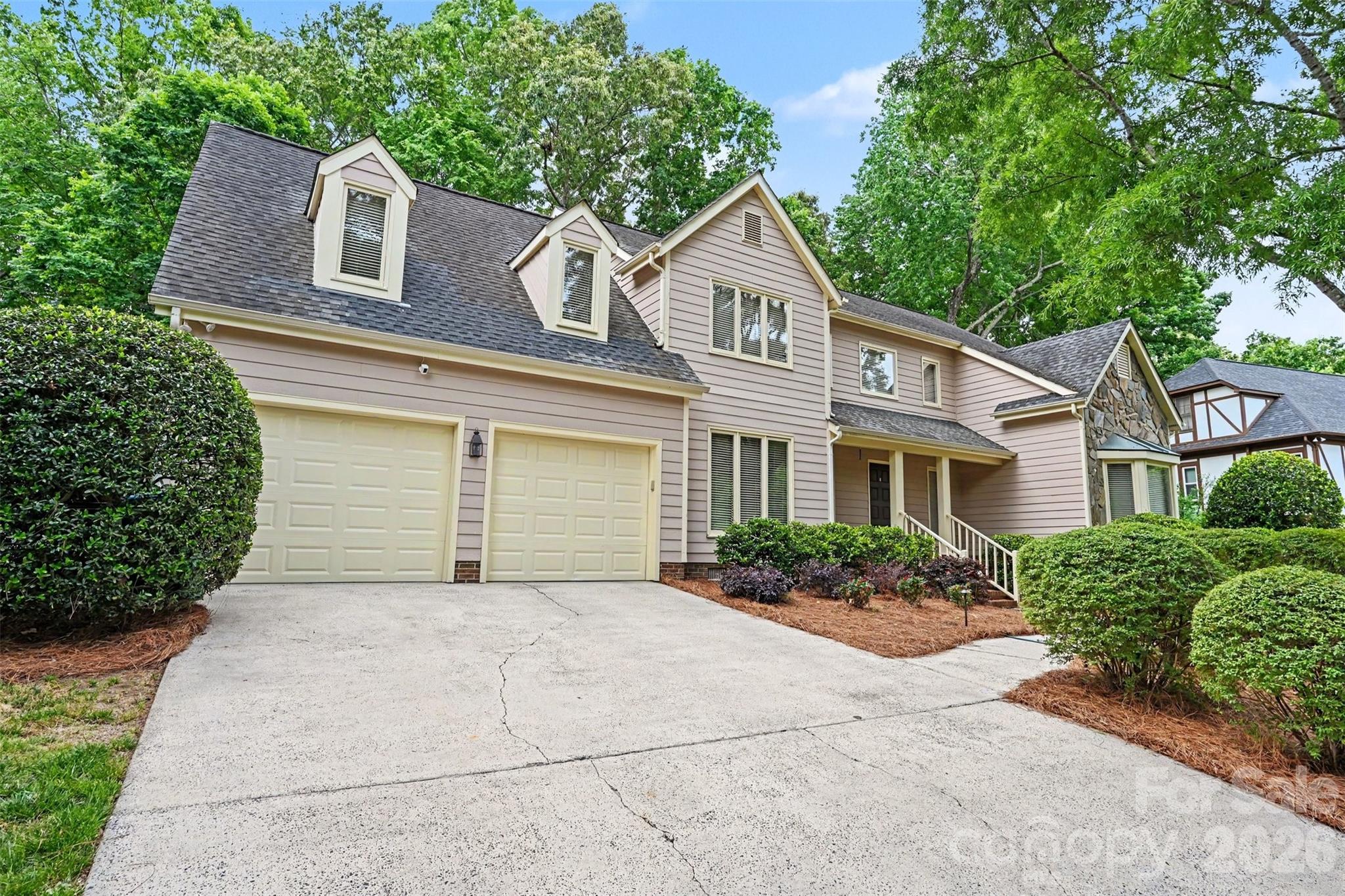 Photo 3 of 212 Rose Arbor Lane, Matthews, NC