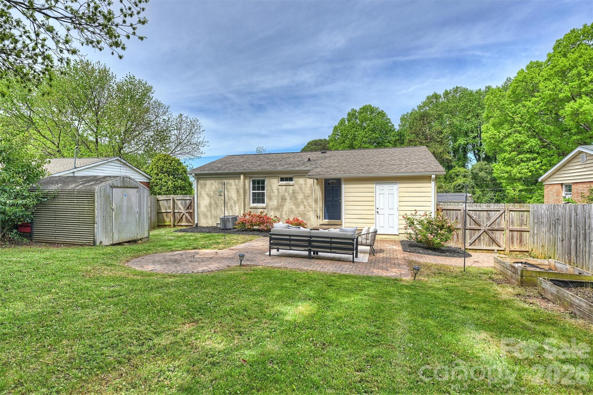 2314 Crestview Drive, Charlotte, NC - photo 38 of 43