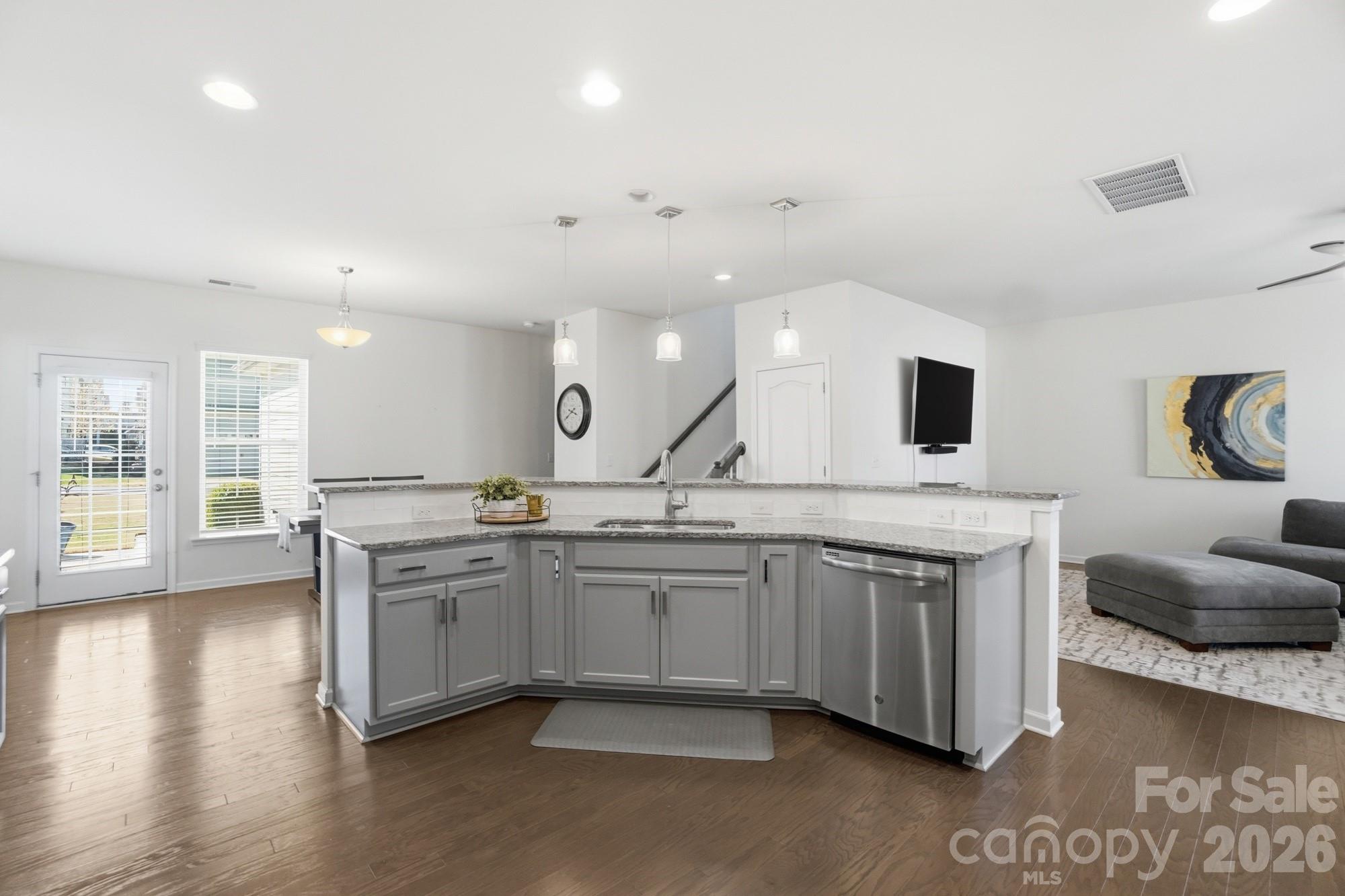 6078 Cloverdale Drive, Tega Cay, SC - photo 8 of 29