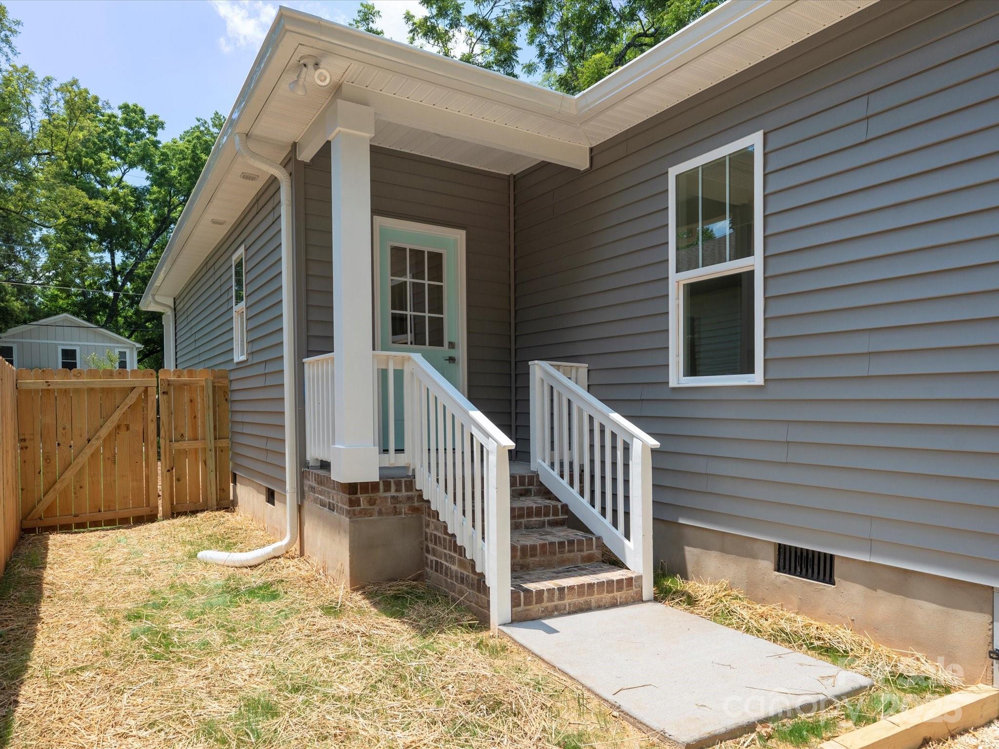 Photo 32 of 4111 Rutgers Avenue, Charlotte, NC