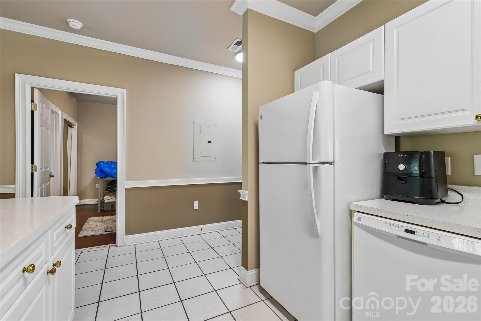 Photo 10 of 8923 Meadow Vista Road, Charlotte, NC