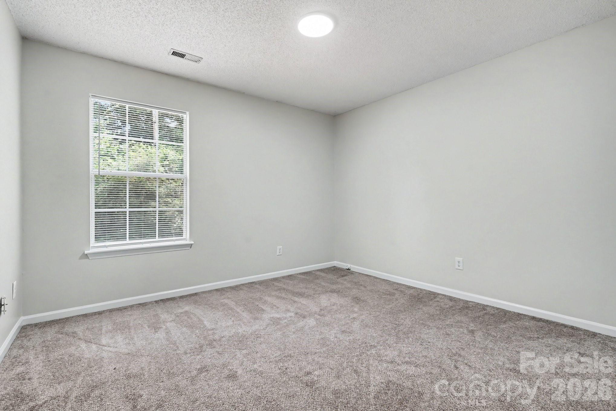 Home for sale at 7518 Prindle Lake Drive, Charlotte, NC — photo 15 of 24