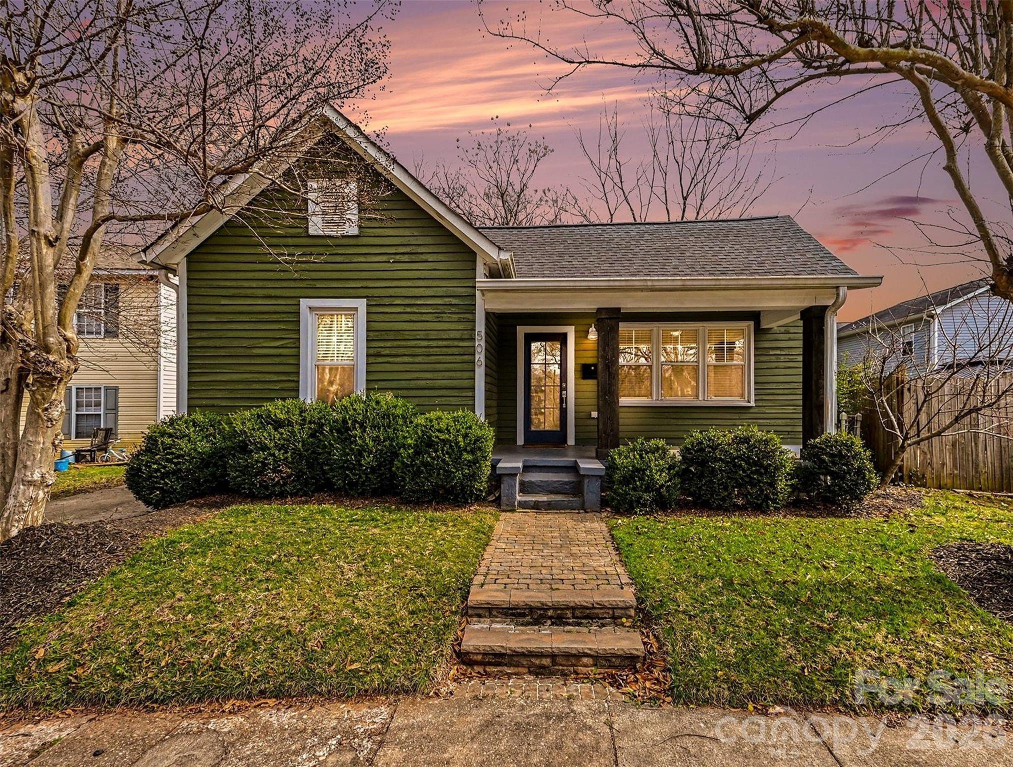 506 Campus Street, Charlotte, NC - photo 1 of 49