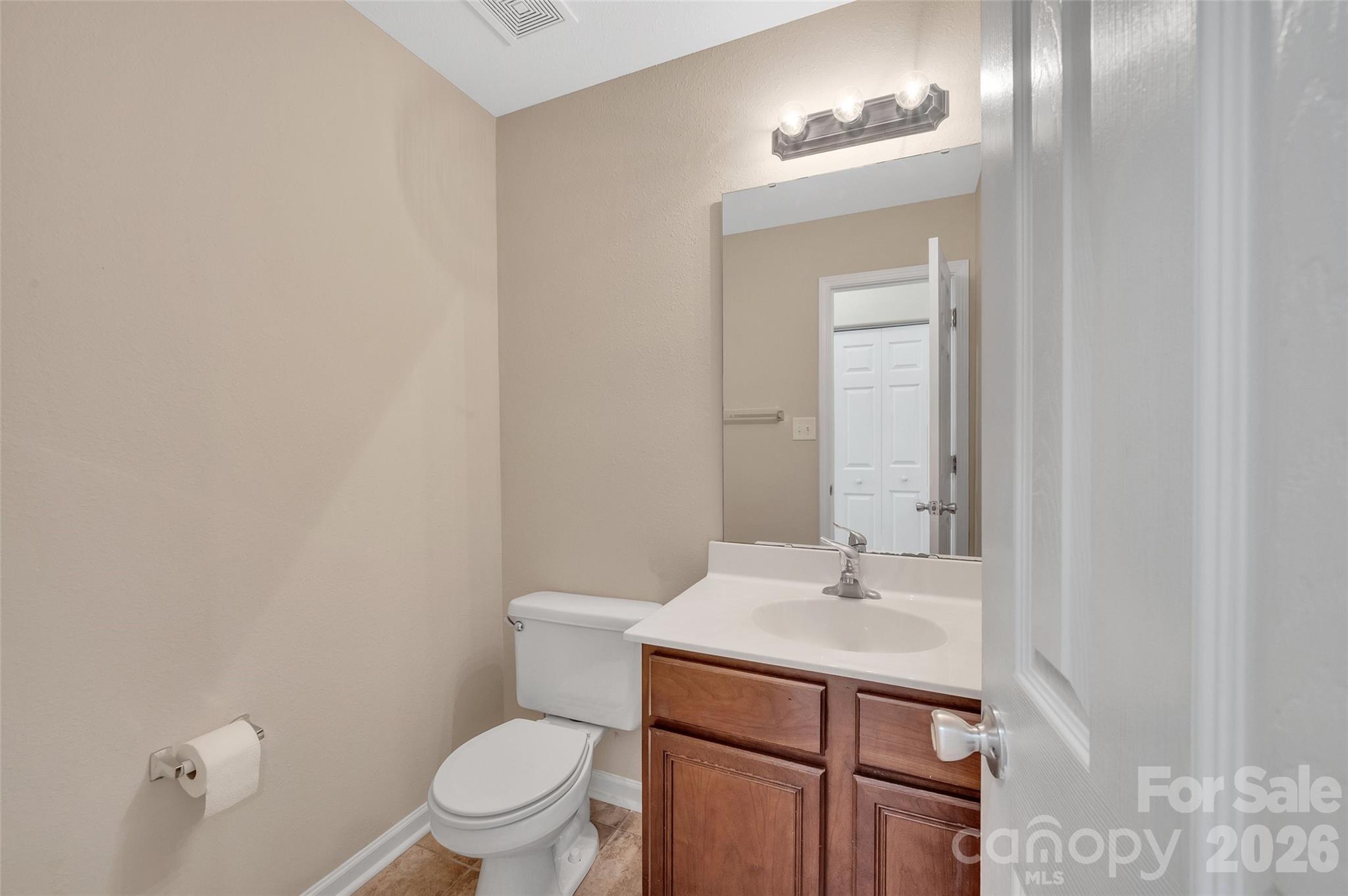 Photo 8 of 12929 Beddingfield Drive, Charlotte, NC