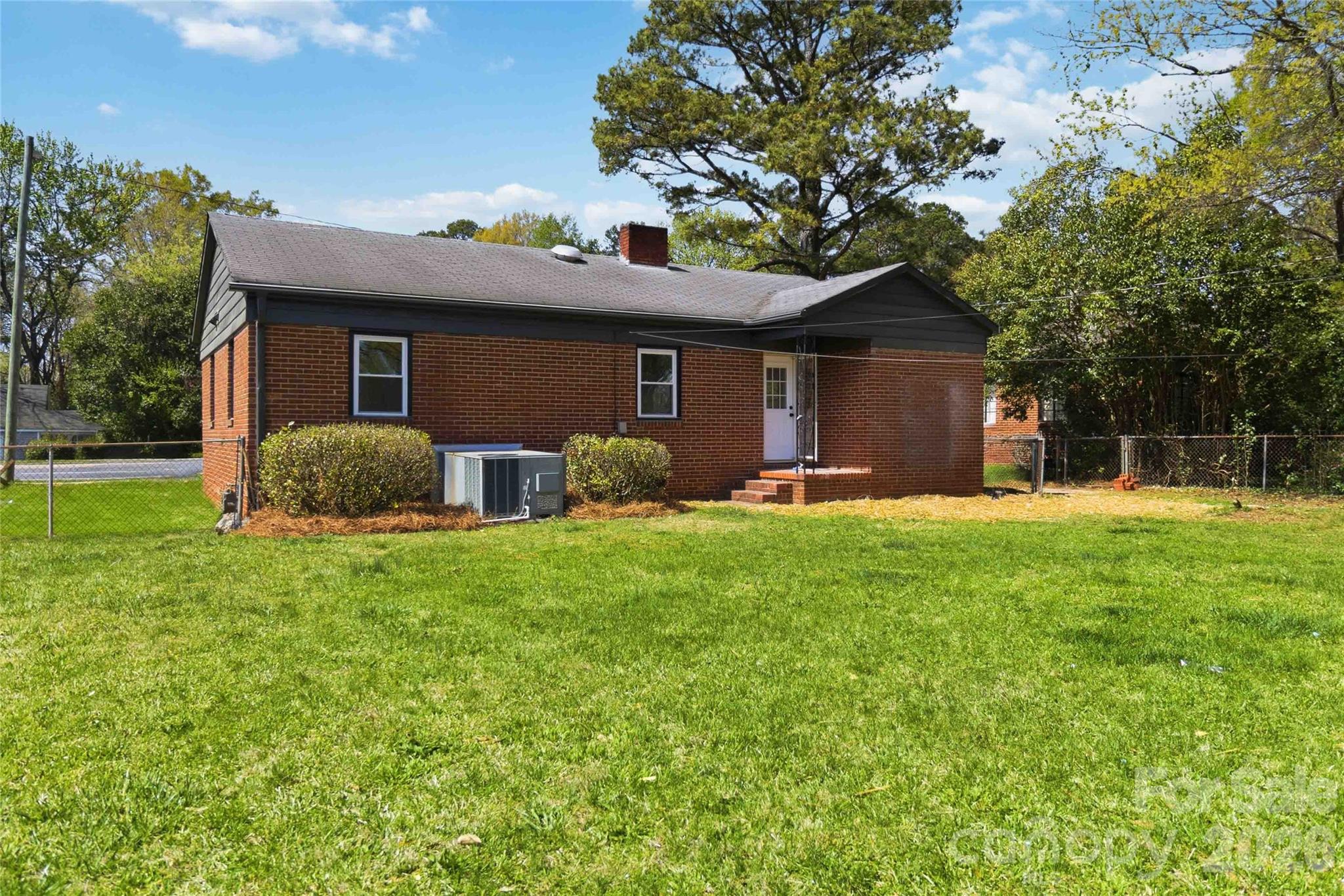 Photo 37 of 3609 Eastway Drive, Charlotte, NC