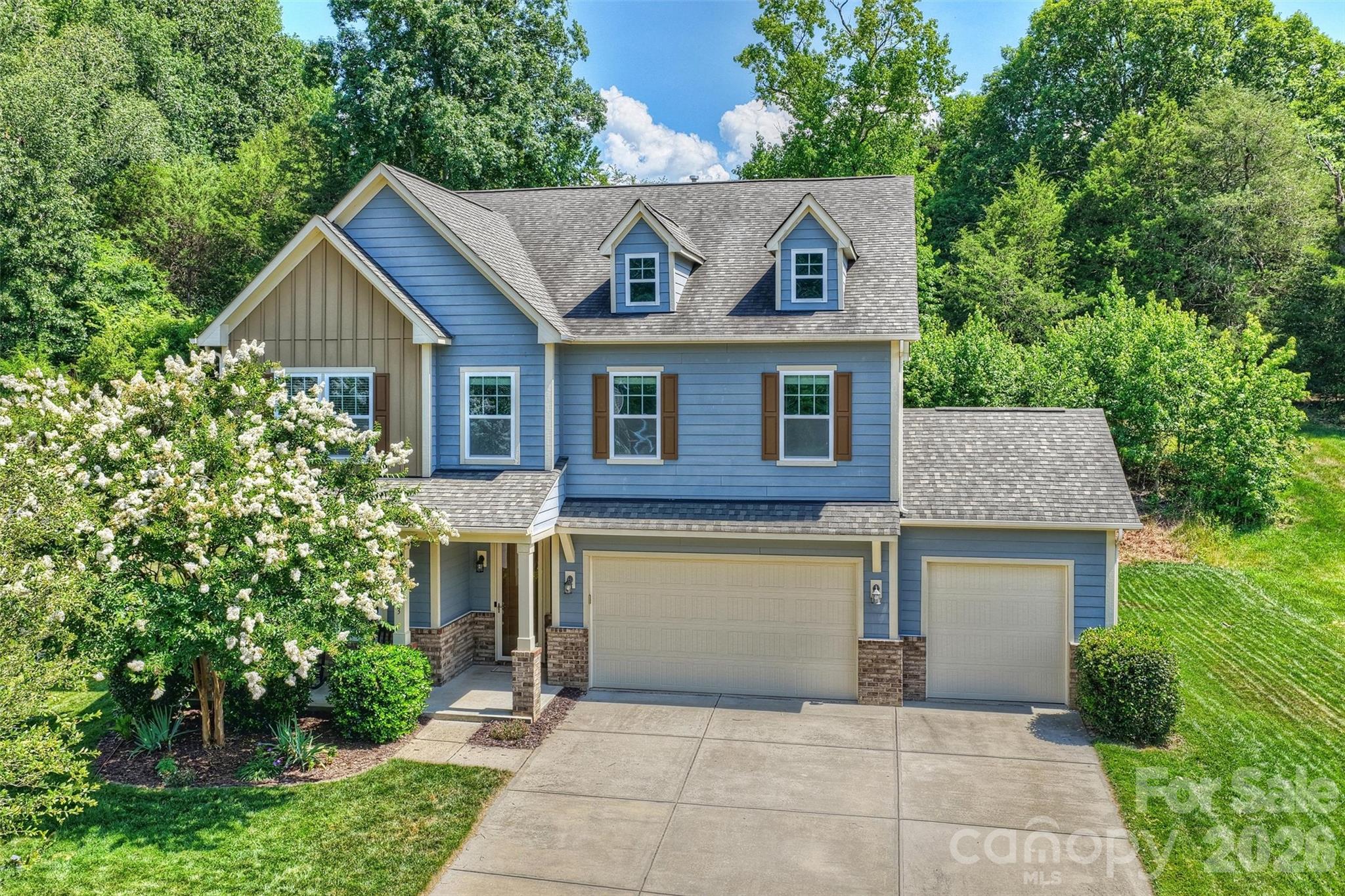 Home for sale at 1113 Bassett Way, Fort Mill, SC — photo 1 of 47