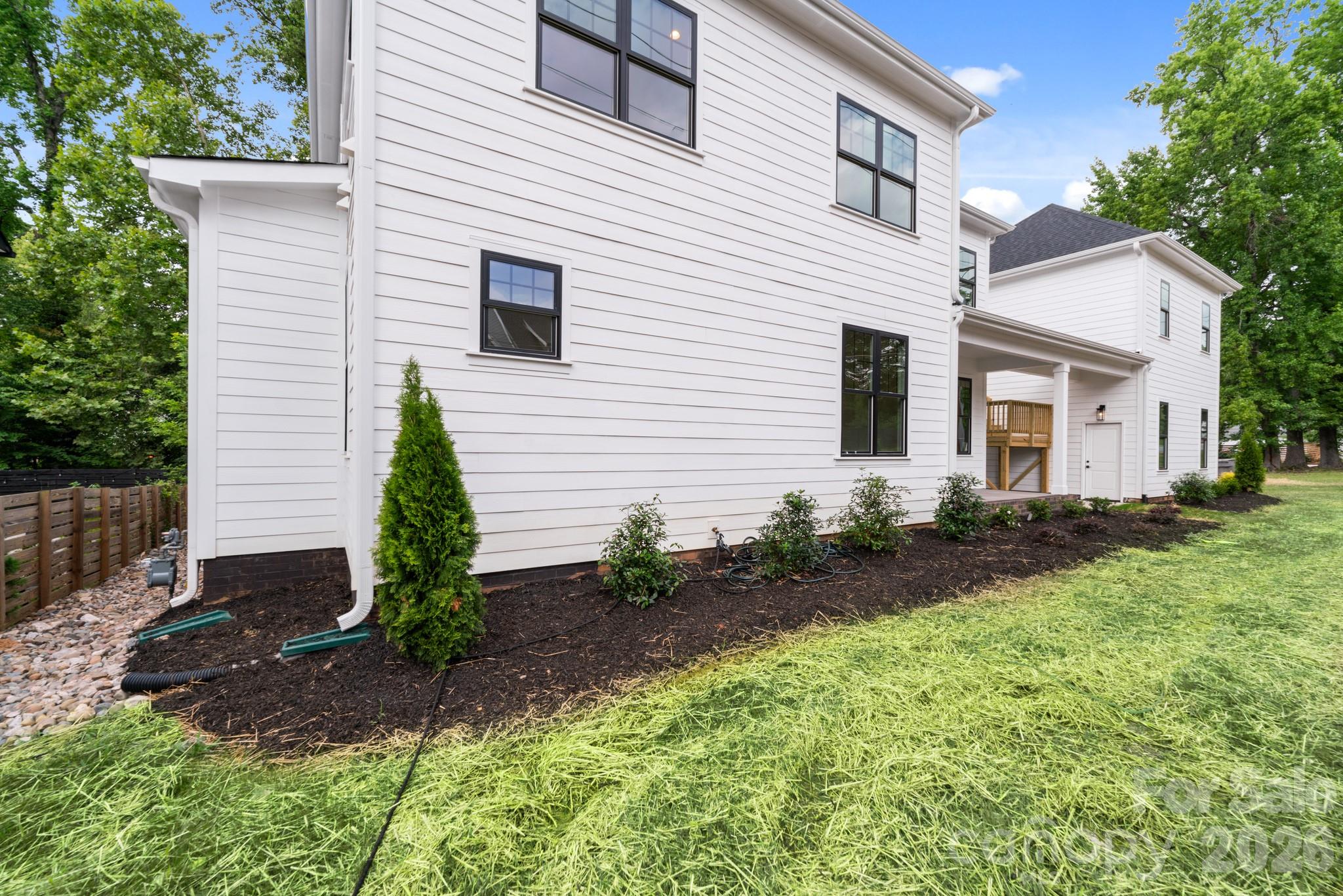 Photo 2 of 1529 Beckwith Place, Charlotte, NC