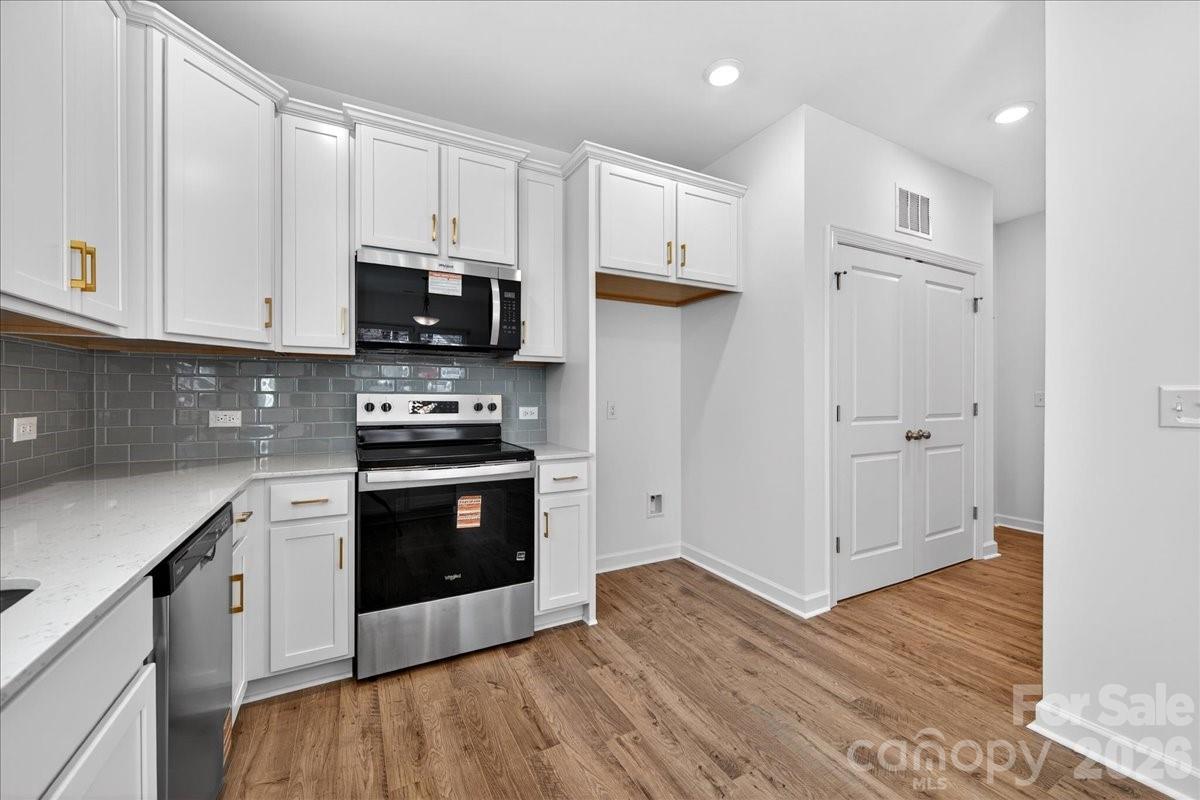 2032 Mandarin Boulevard, Charlotte, NC - photo 16 of 34