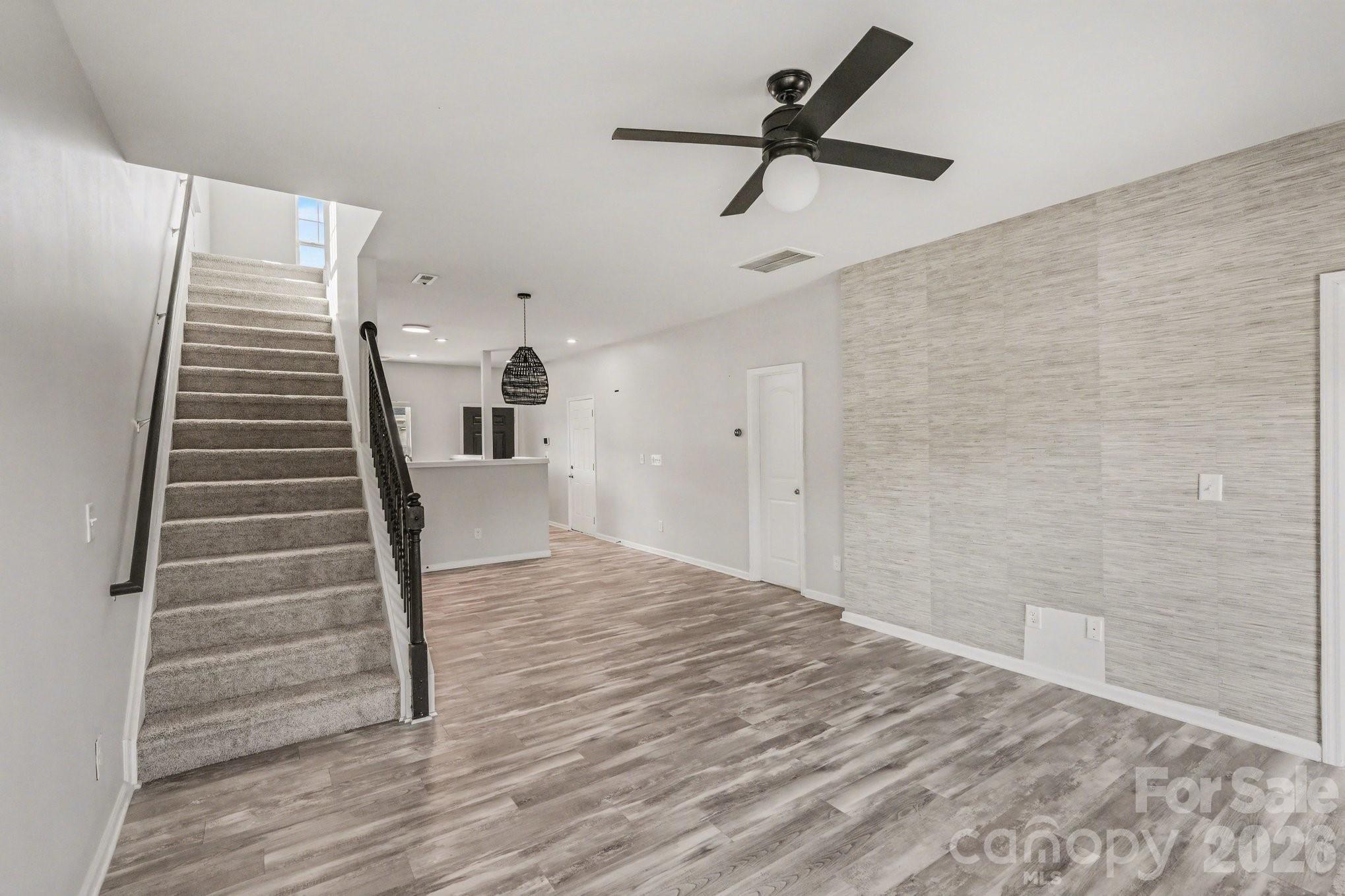 Photo 6 of 7023 Jane Parks Way, Charlotte, NC