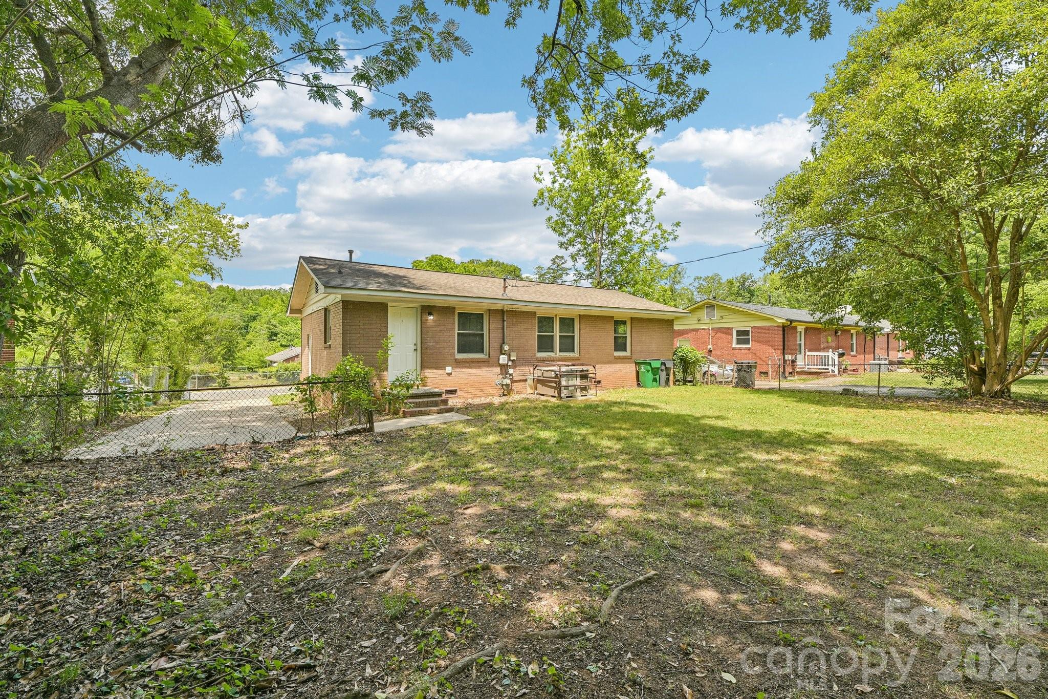 3935 Crestridge Drive, Charlotte, NC - photo 28 of 33
