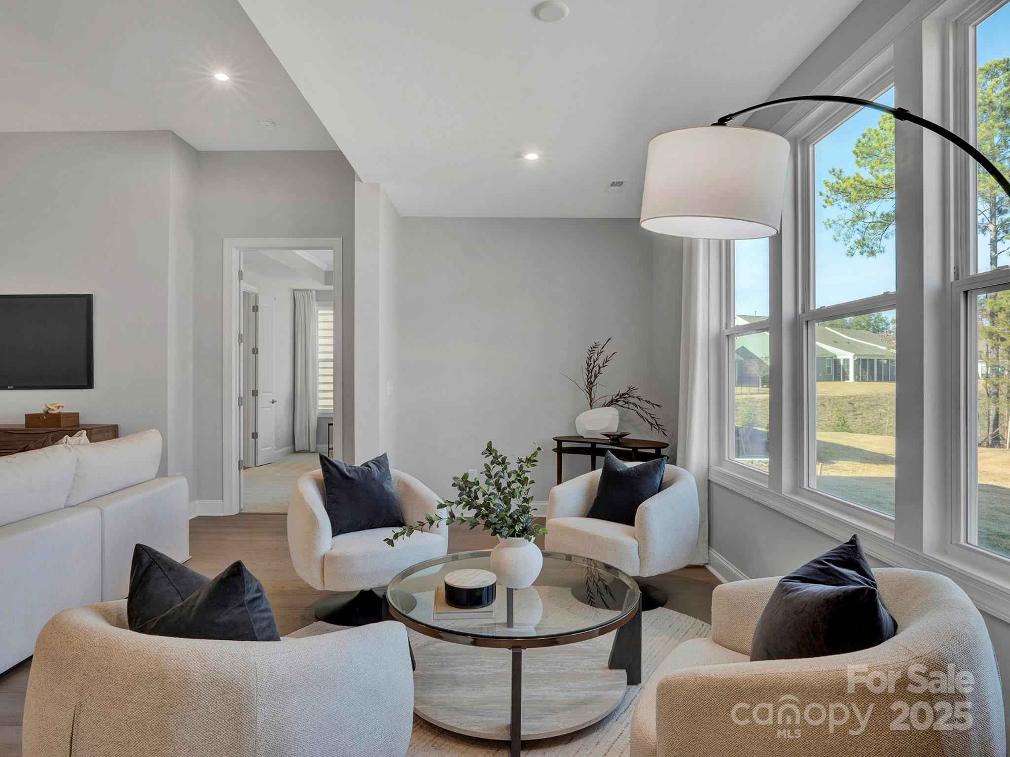 Photo 18 of 4225 Honey Locust Drive, Charlotte, NC