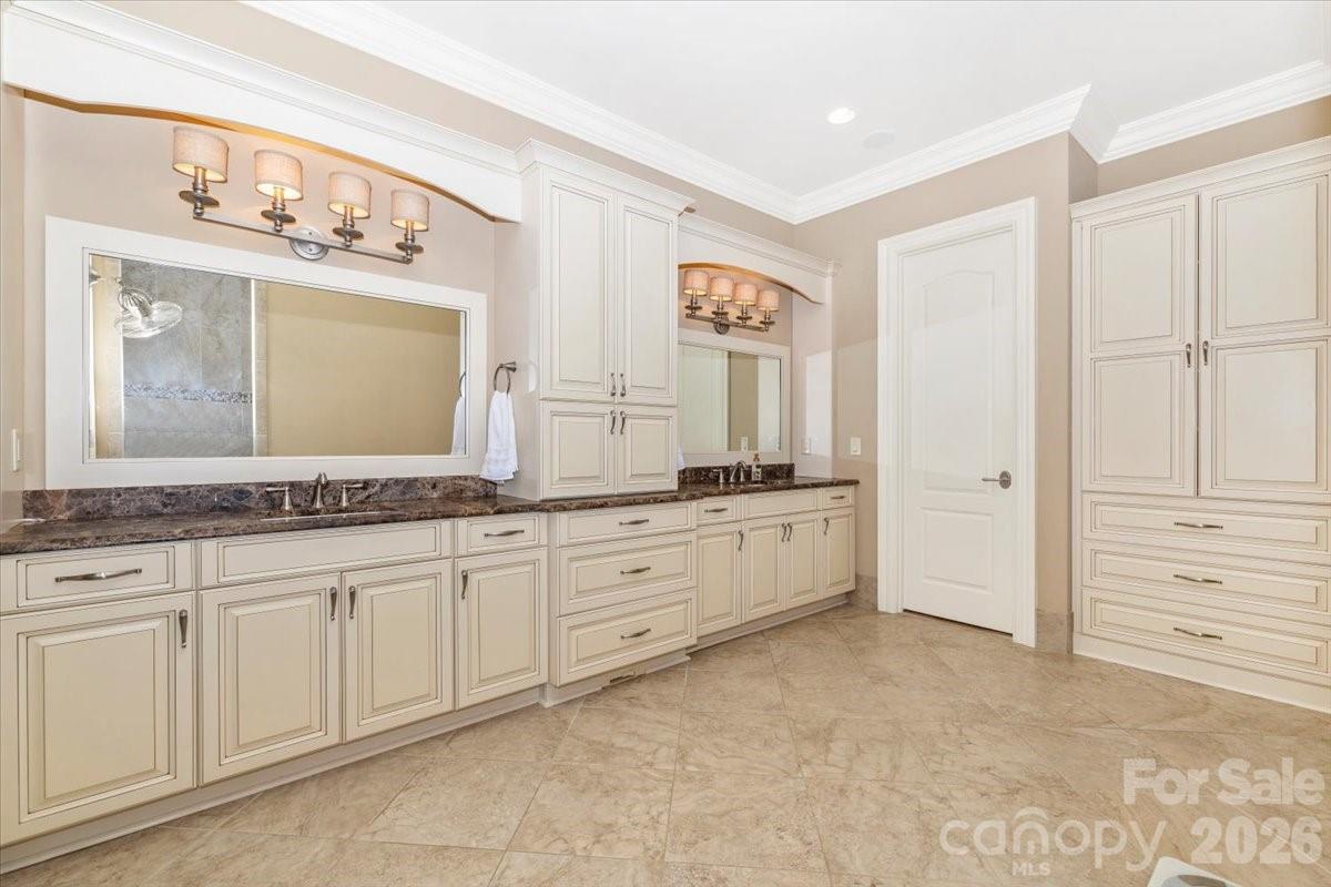 8100 Skye Lochs Drive, Waxhaw, NC - photo 17 of 42