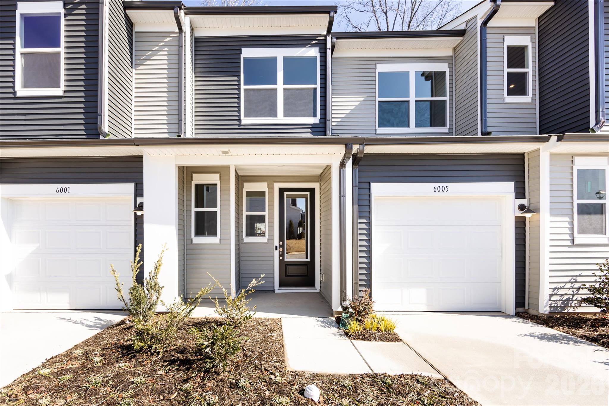 Photo 2 of 6005 Longar Lane, Charlotte, NC