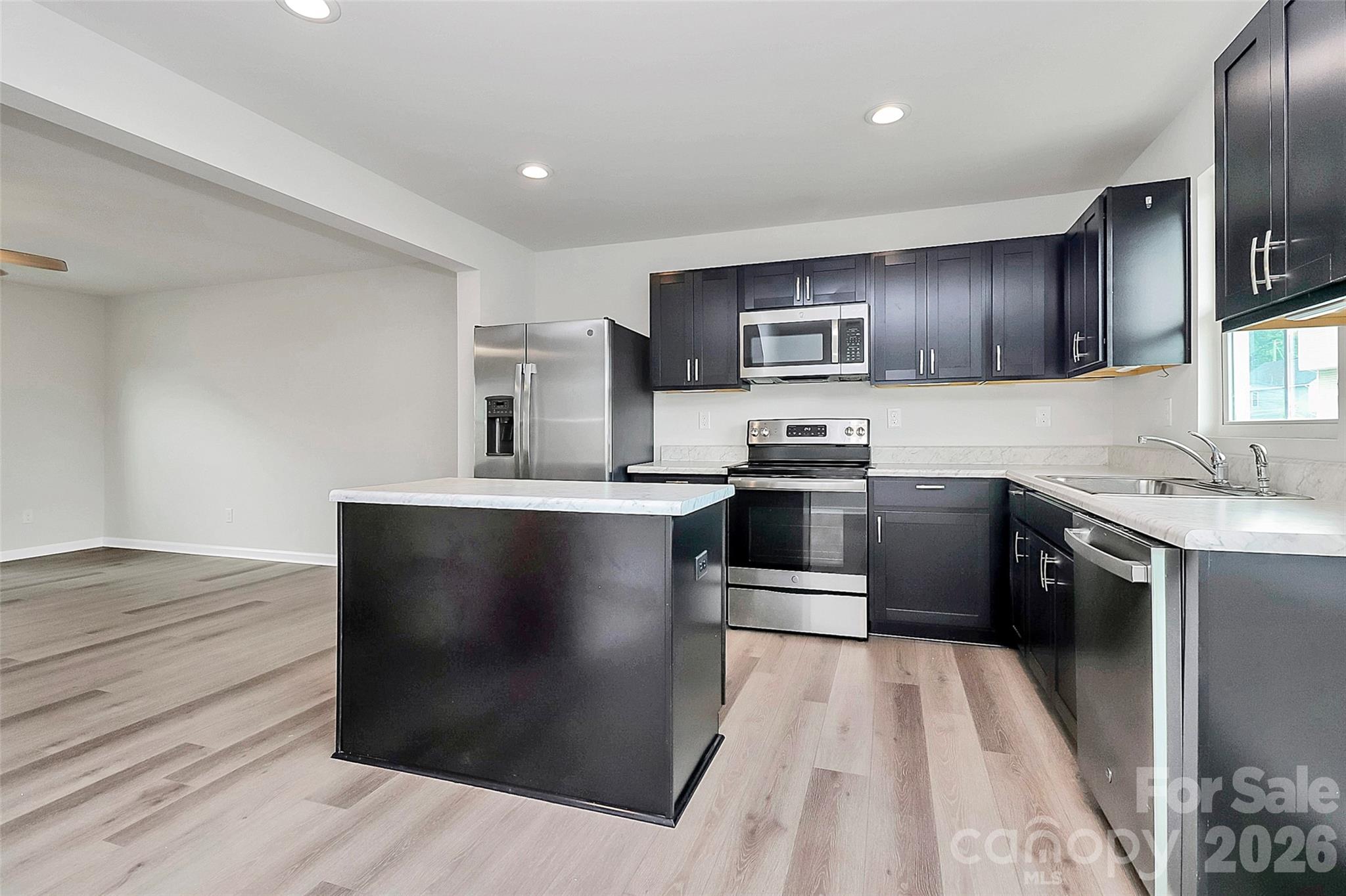 Home for sale at 6320 Cutwater Circle, Charlotte, NC — photo 1 of 35