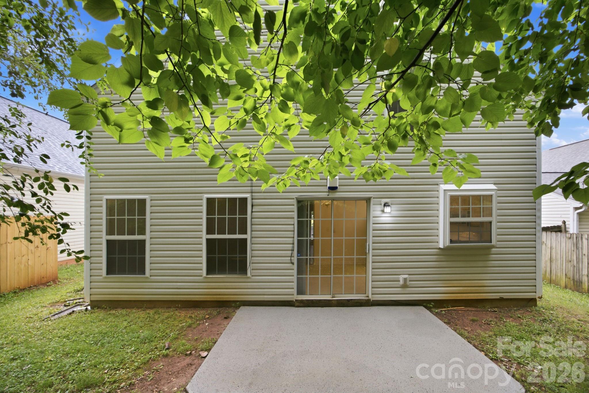 Photo 26 of 129 Winding Canyon Drive, Charlotte, NC