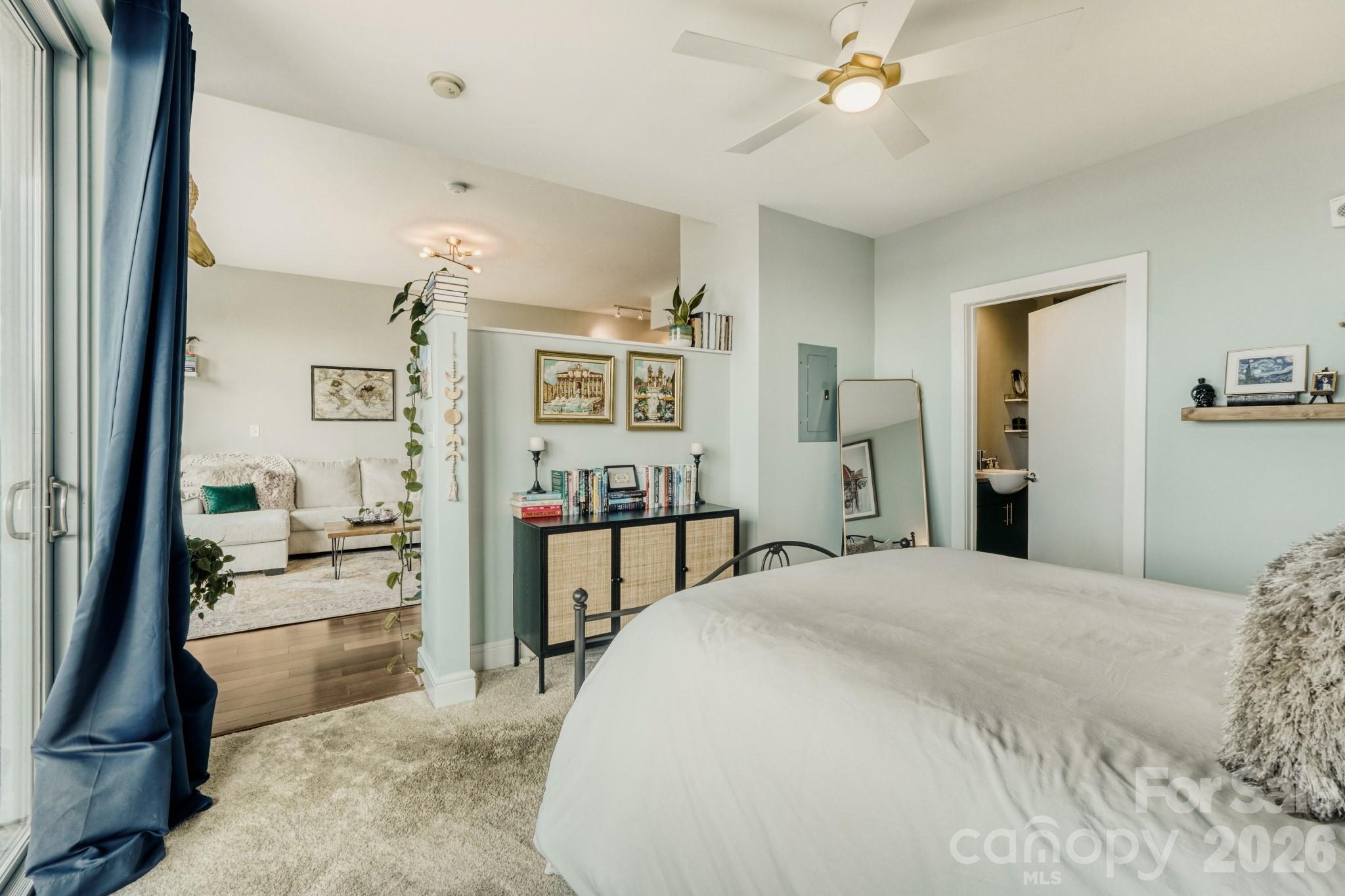 Photo 18 of 333 W Trade Street W1105, Charlotte, NC