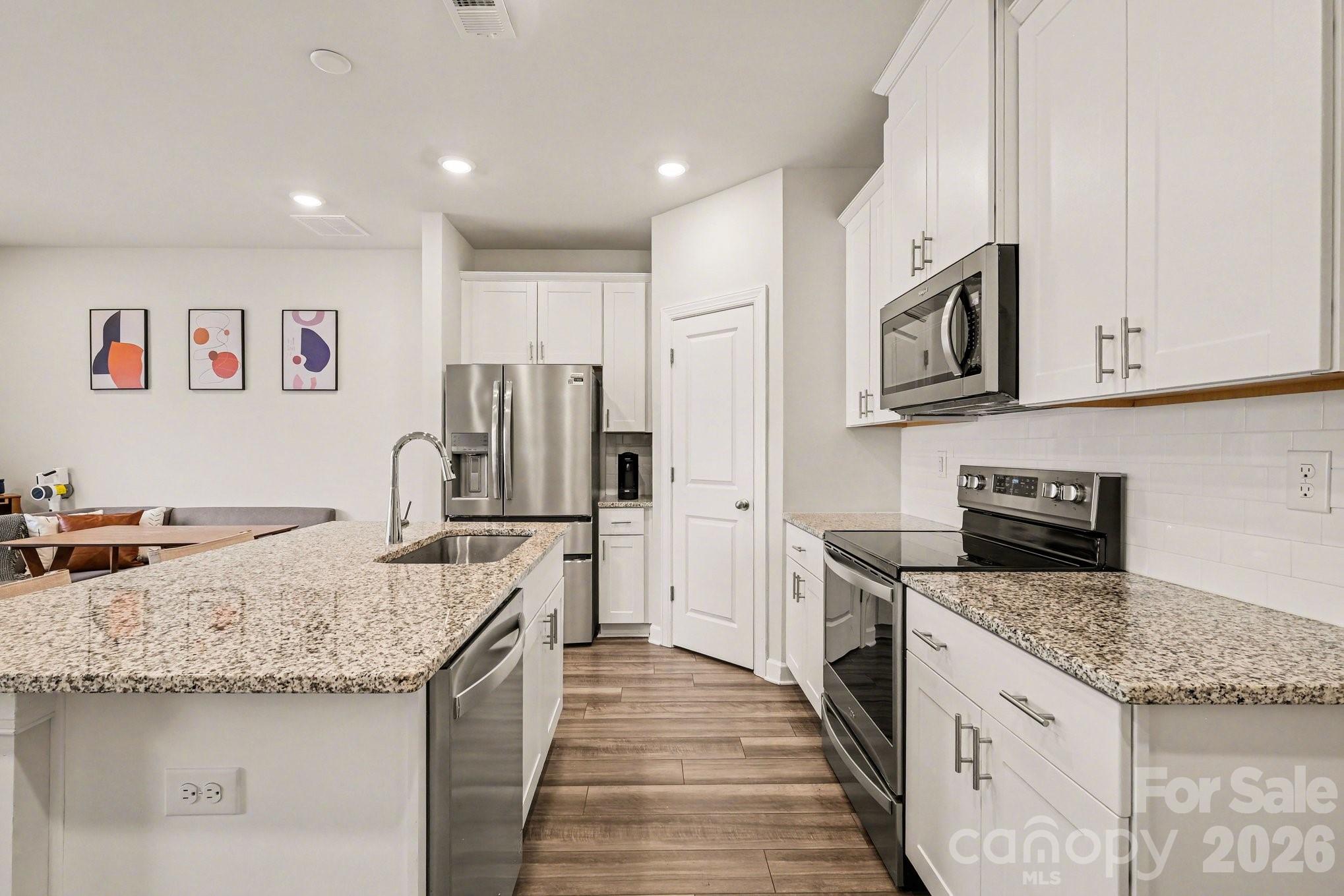 Photo 6 of 2207 Belterra Drive, Charlotte, NC