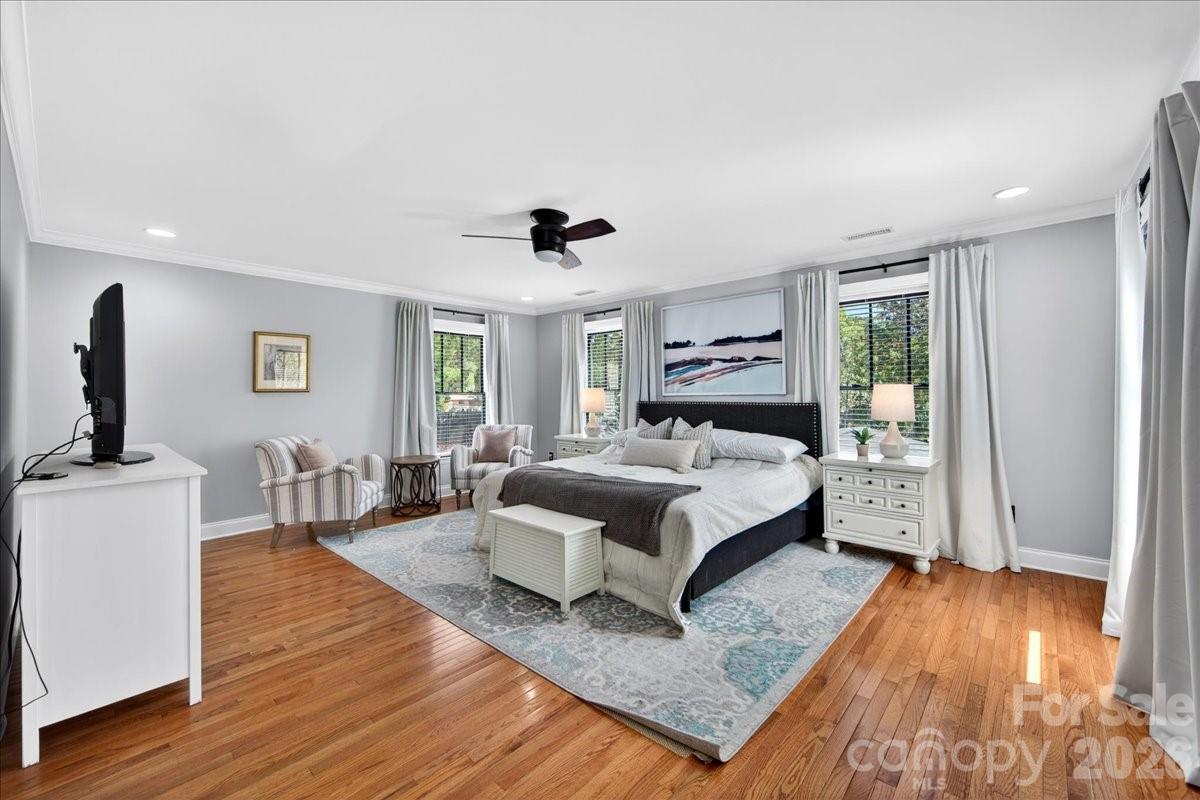 Photo 13 of 1529 E Worthington Avenue, Charlotte, NC
