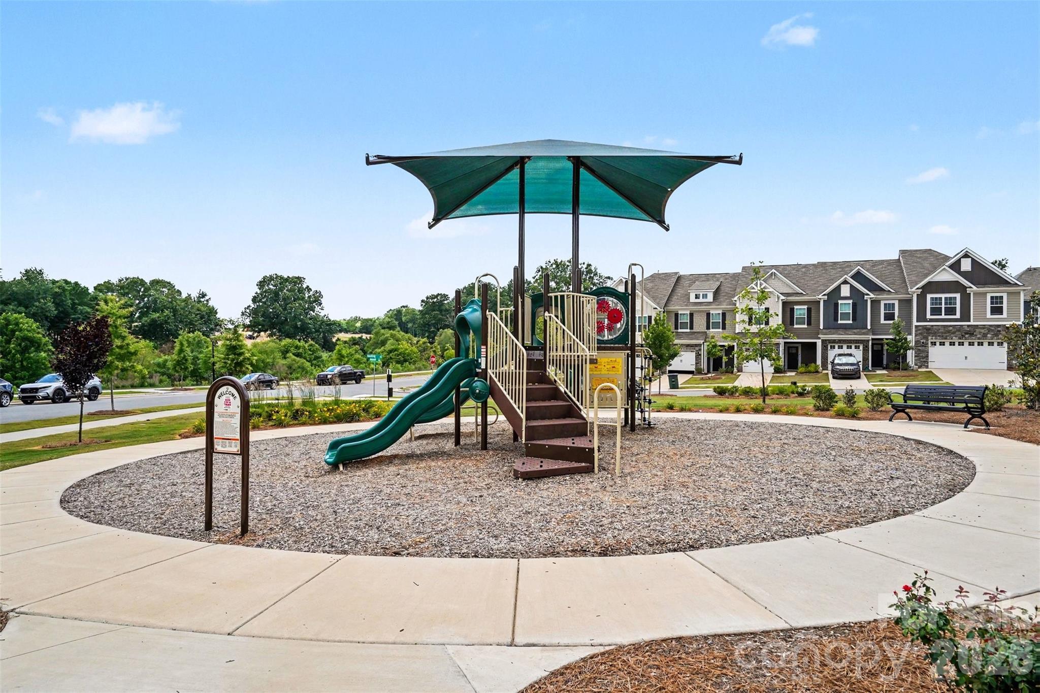 Photo 33 of 4035 Lawnview Drive, Charlotte, NC
