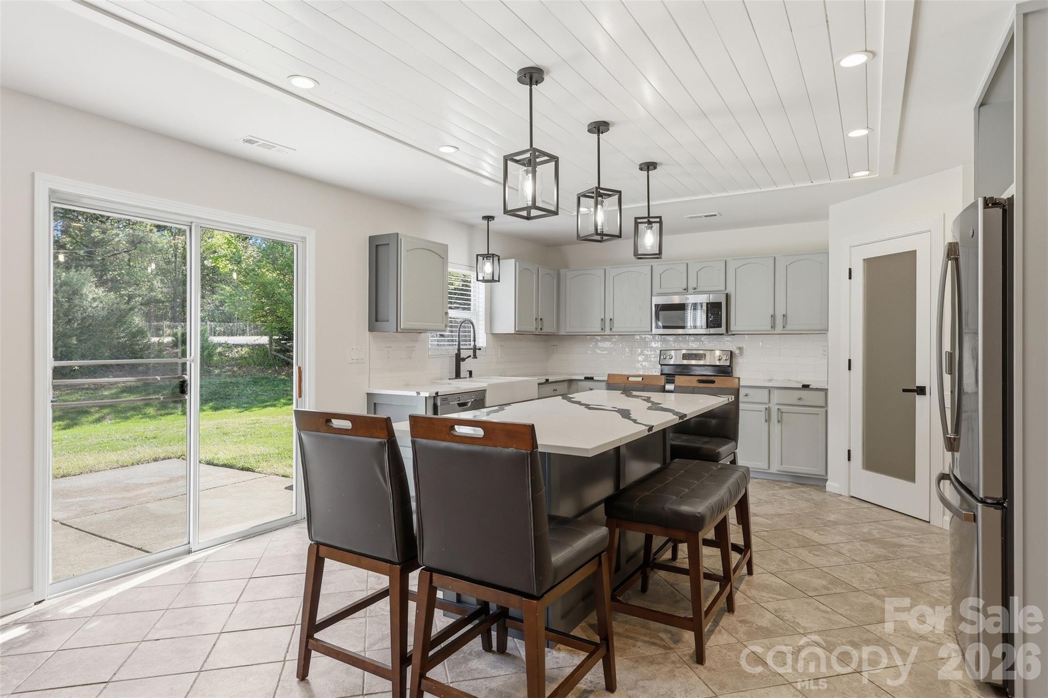 Photo 13 of 3902 Larkhaven Village Drive, Charlotte, NC