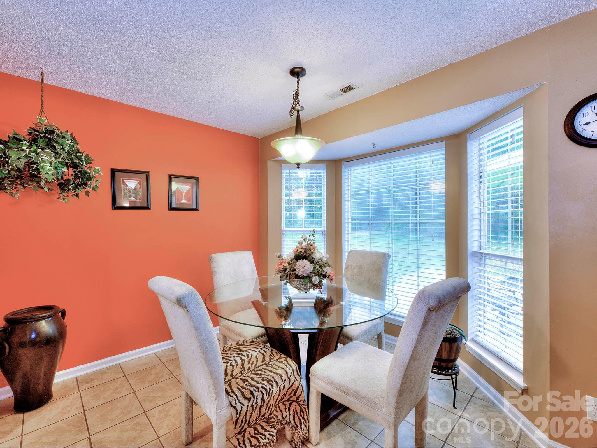 Photo 8 of 3102 Mintleaf Drive, Charlotte, NC
