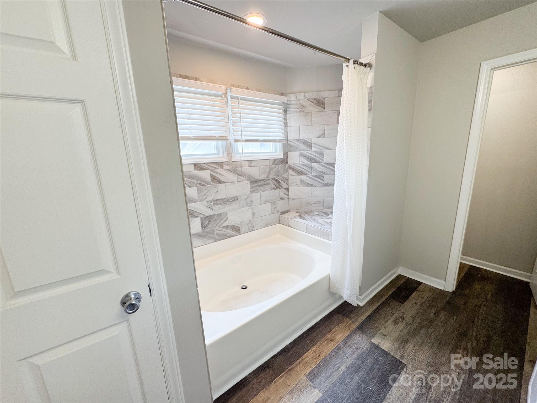 Photo 8 of 9211 Ravenwing Drive9211, Charlotte, NC