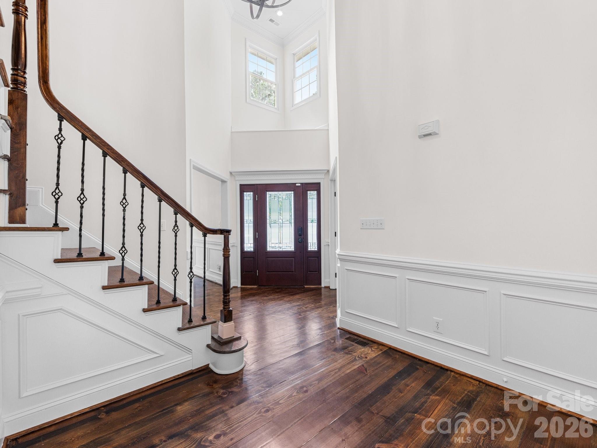 Photo 3 of 5619 Mountain Point Lane, Charlotte, NC