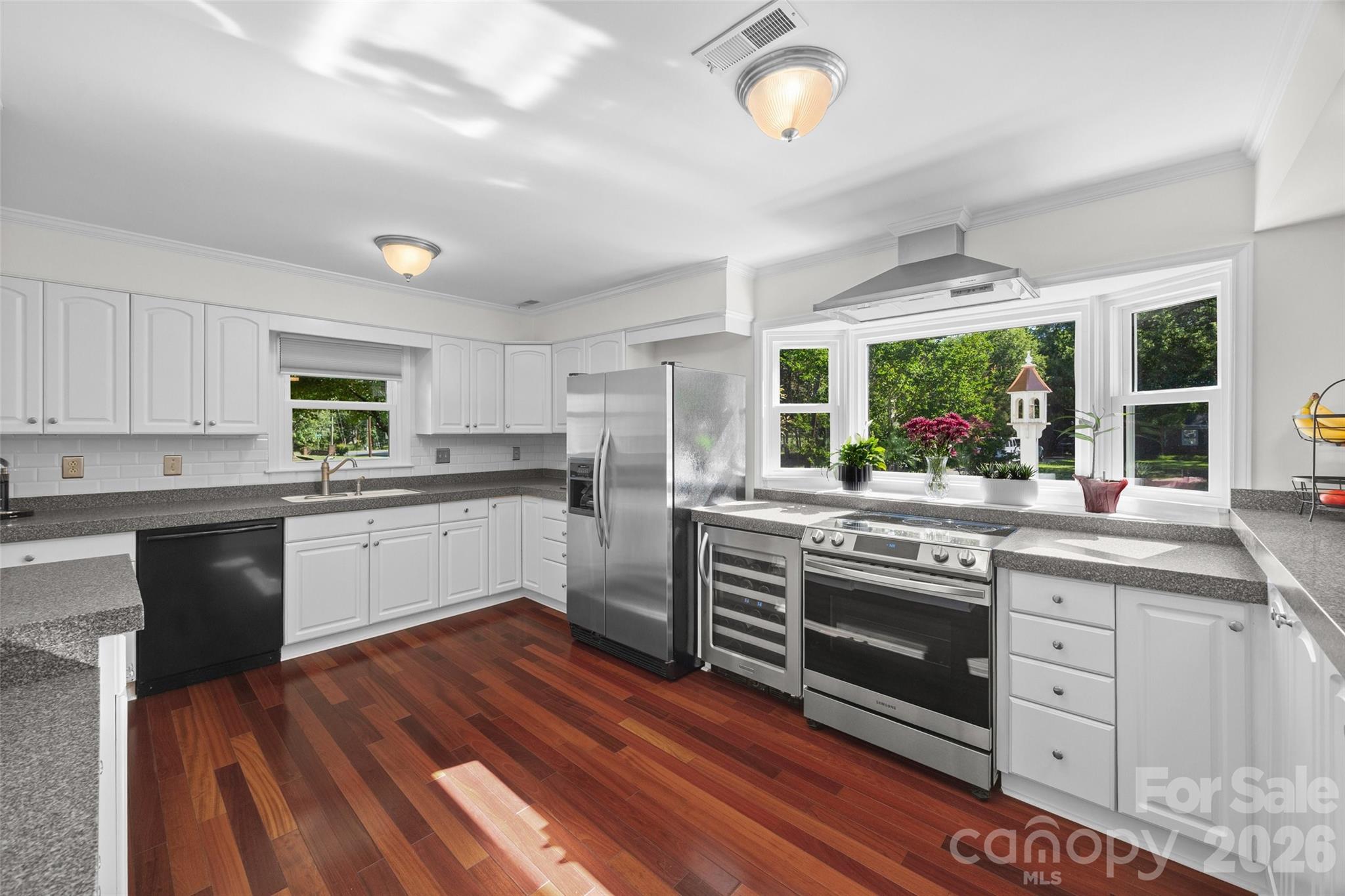Photo 9 of 3101 Mckee Road, Charlotte, NC