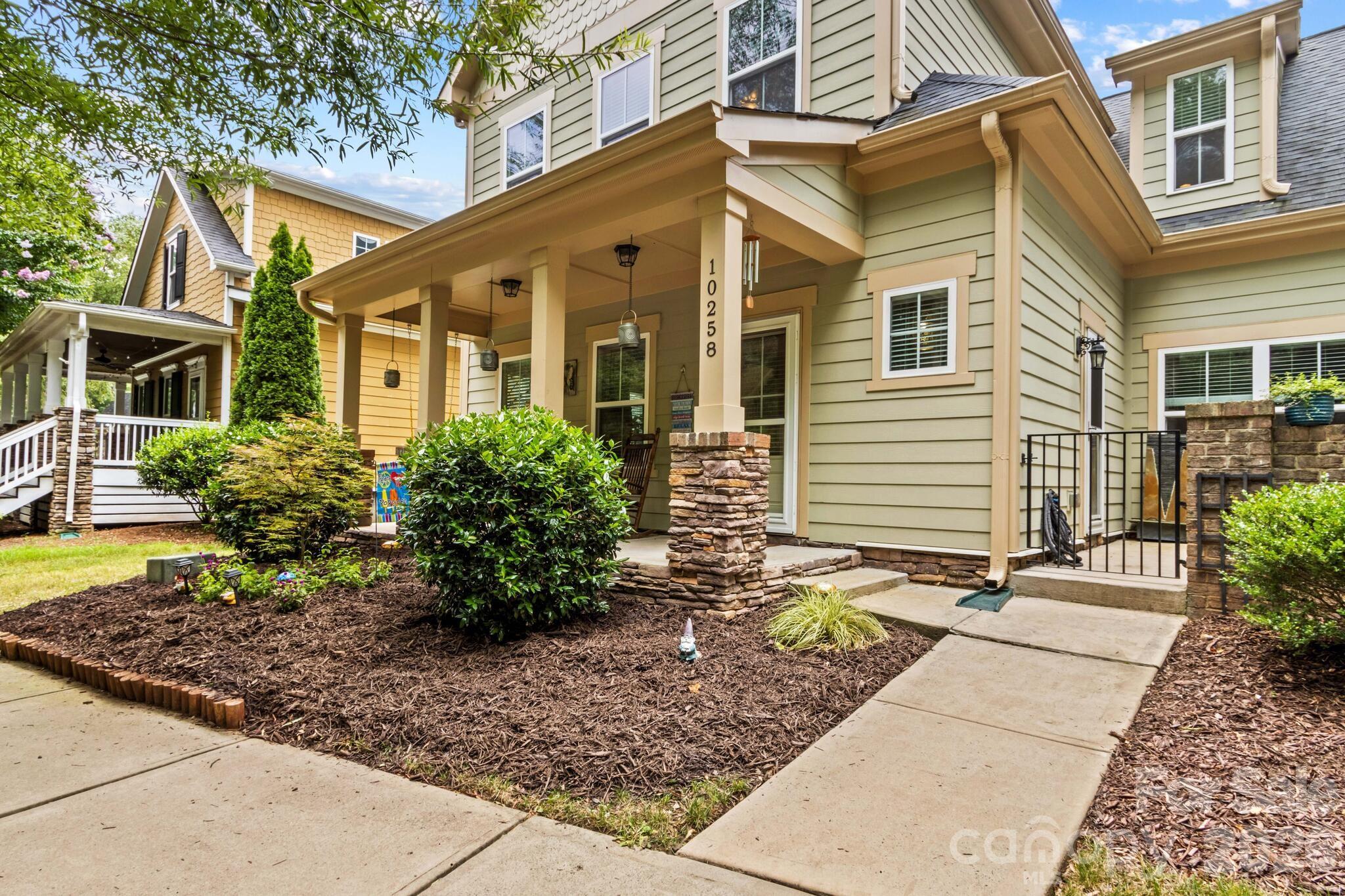 Photo 4 of 10258 Vanguard Parkway, Huntersville, NC