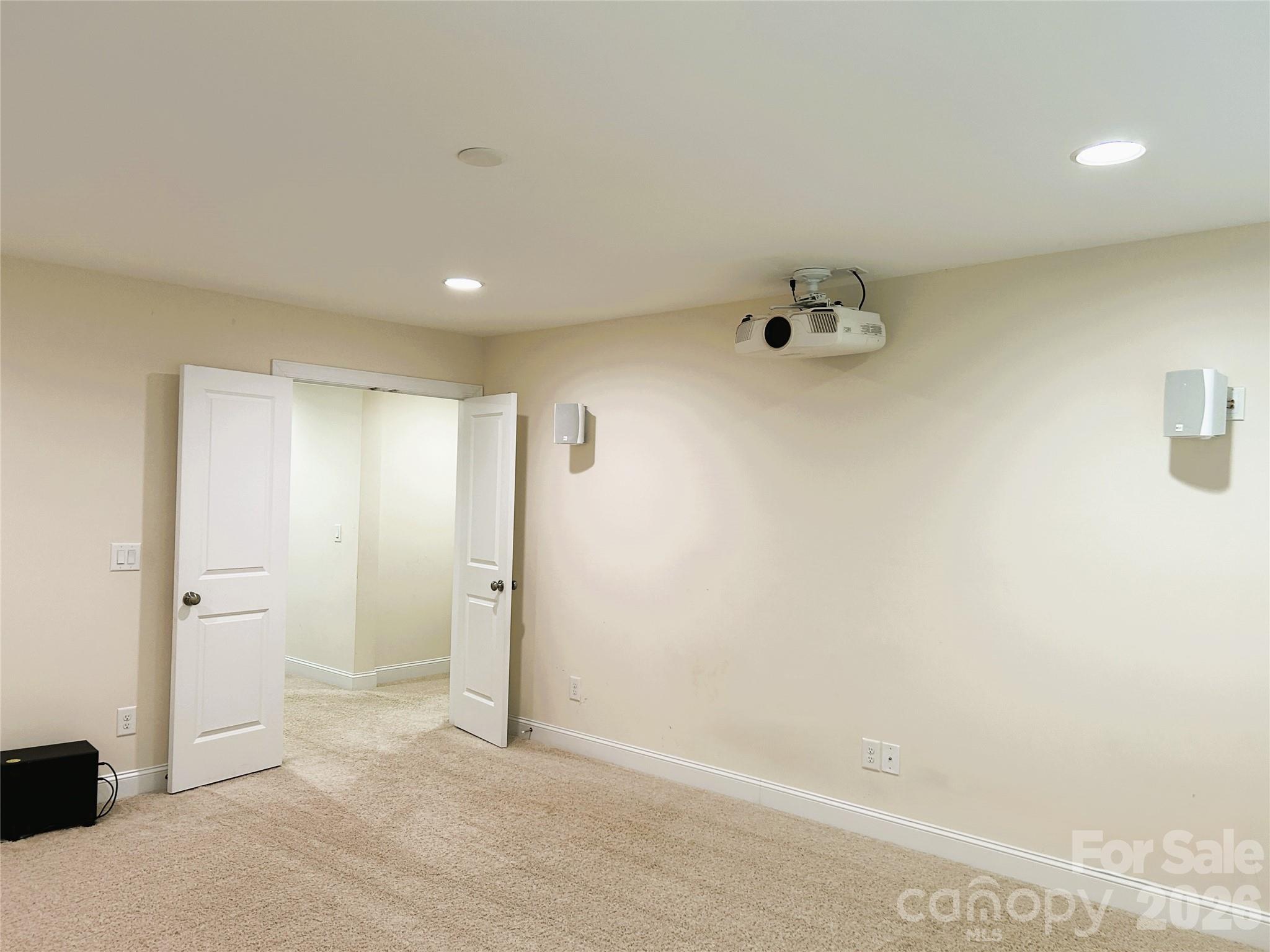 Photo 24 of 9015 Manor Oak Court, Charlotte, NC