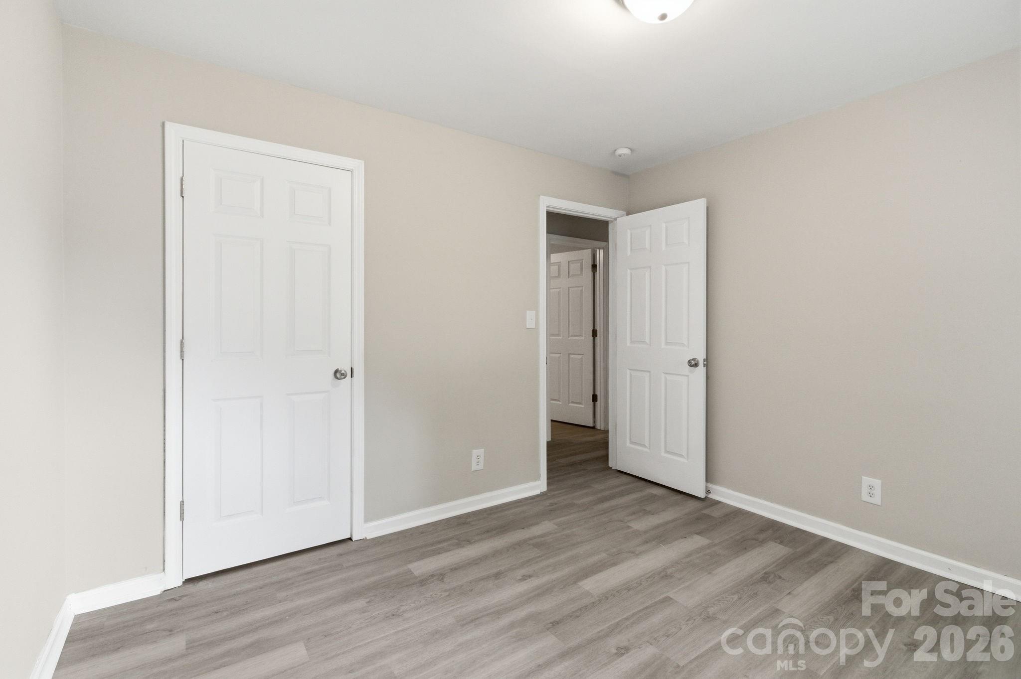 Photo 10 of 2725 Thornton Road, Charlotte, NC