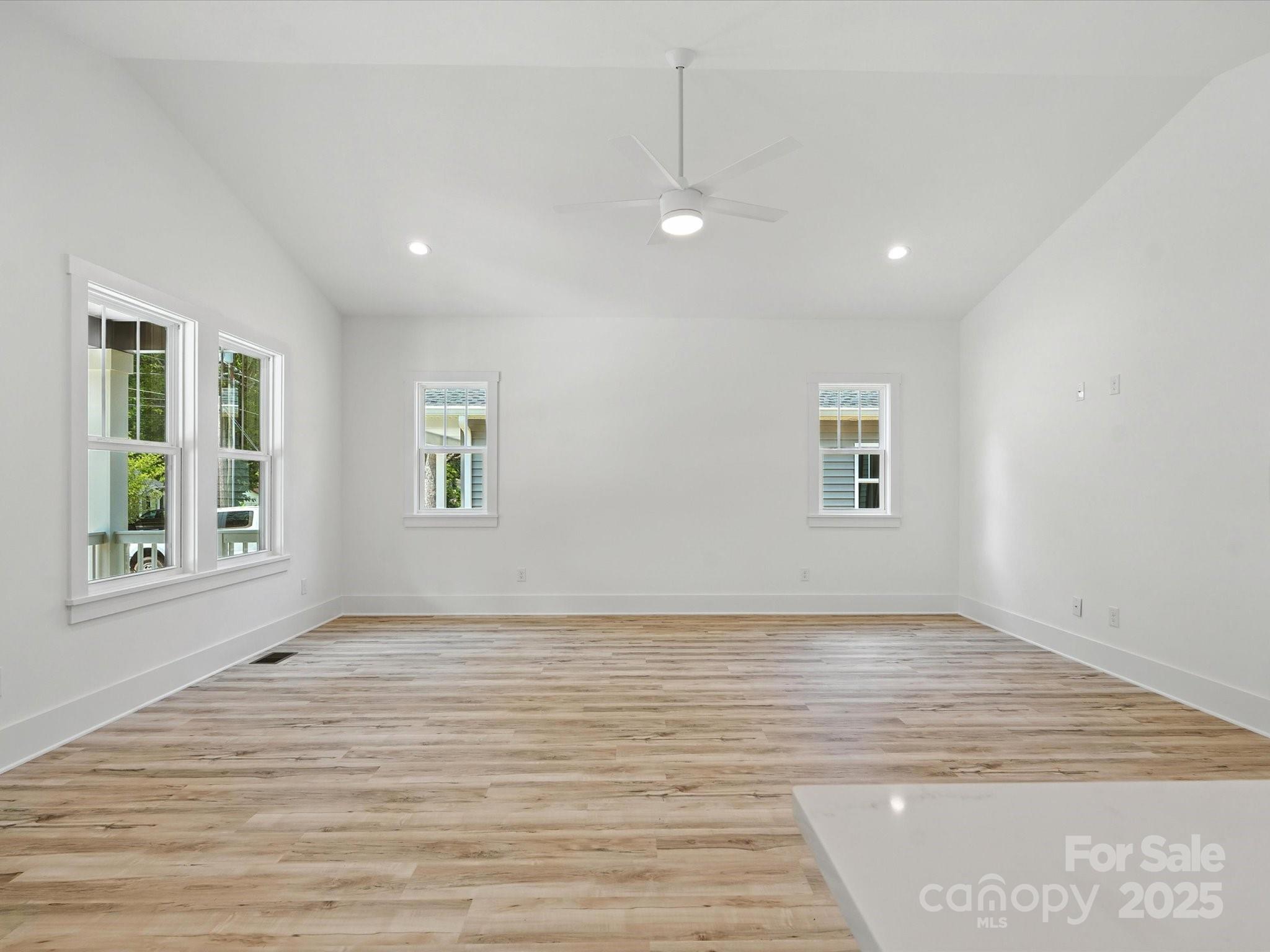 Photo 14 of 4113 Rutgers Avenue, Charlotte, NC