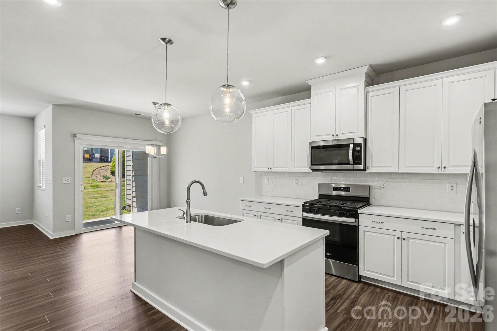 Photo 8 of 9521 Munsing Drive, Charlotte, NC