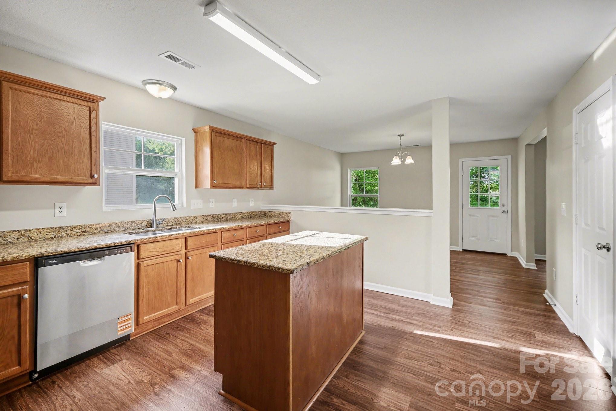 Photo 13 of 2021 Sonoma Valley Drive, Charlotte, NC