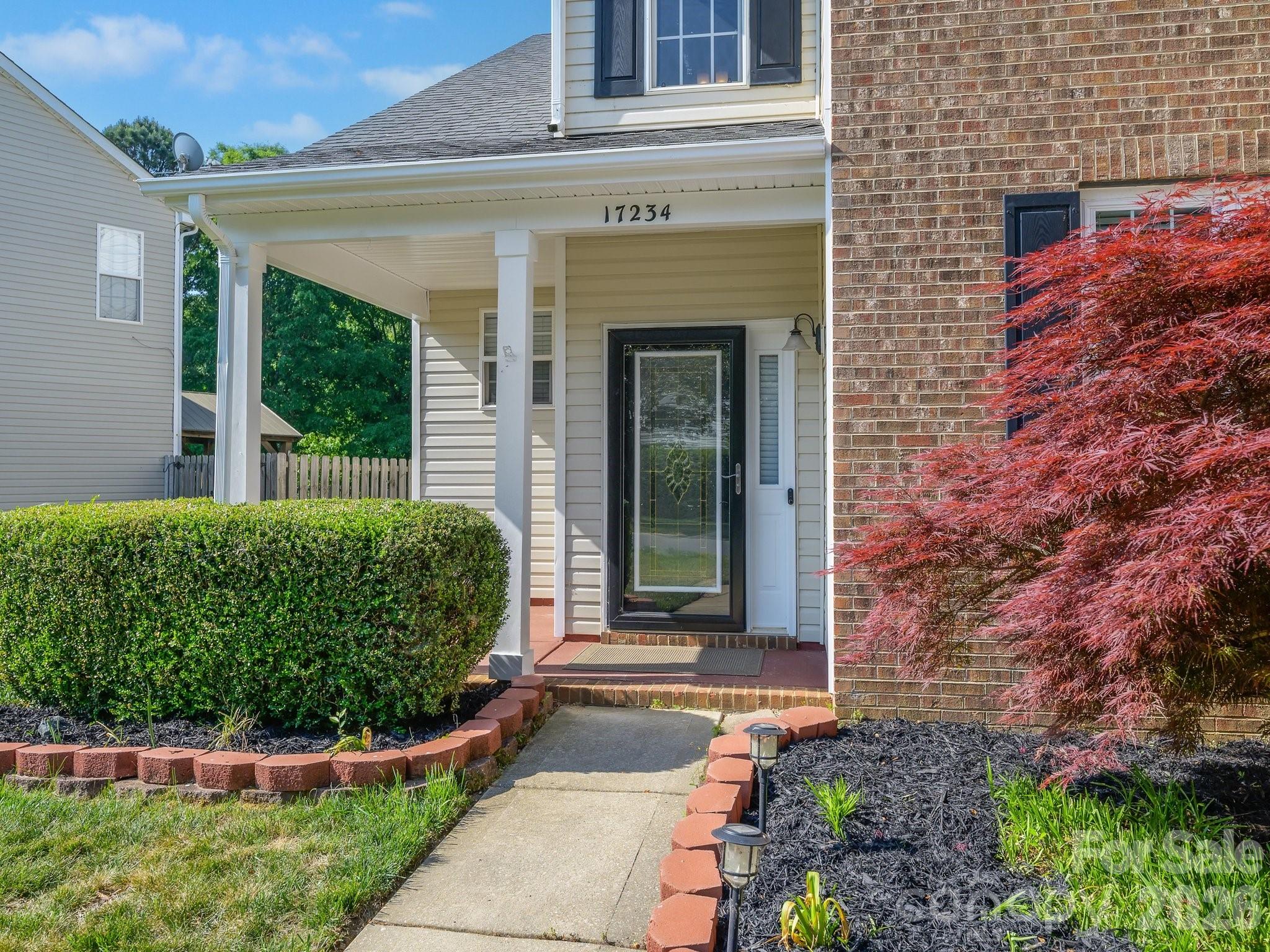 Photo 31 of 17234 Cambridge Woods Court, Charlotte, NC