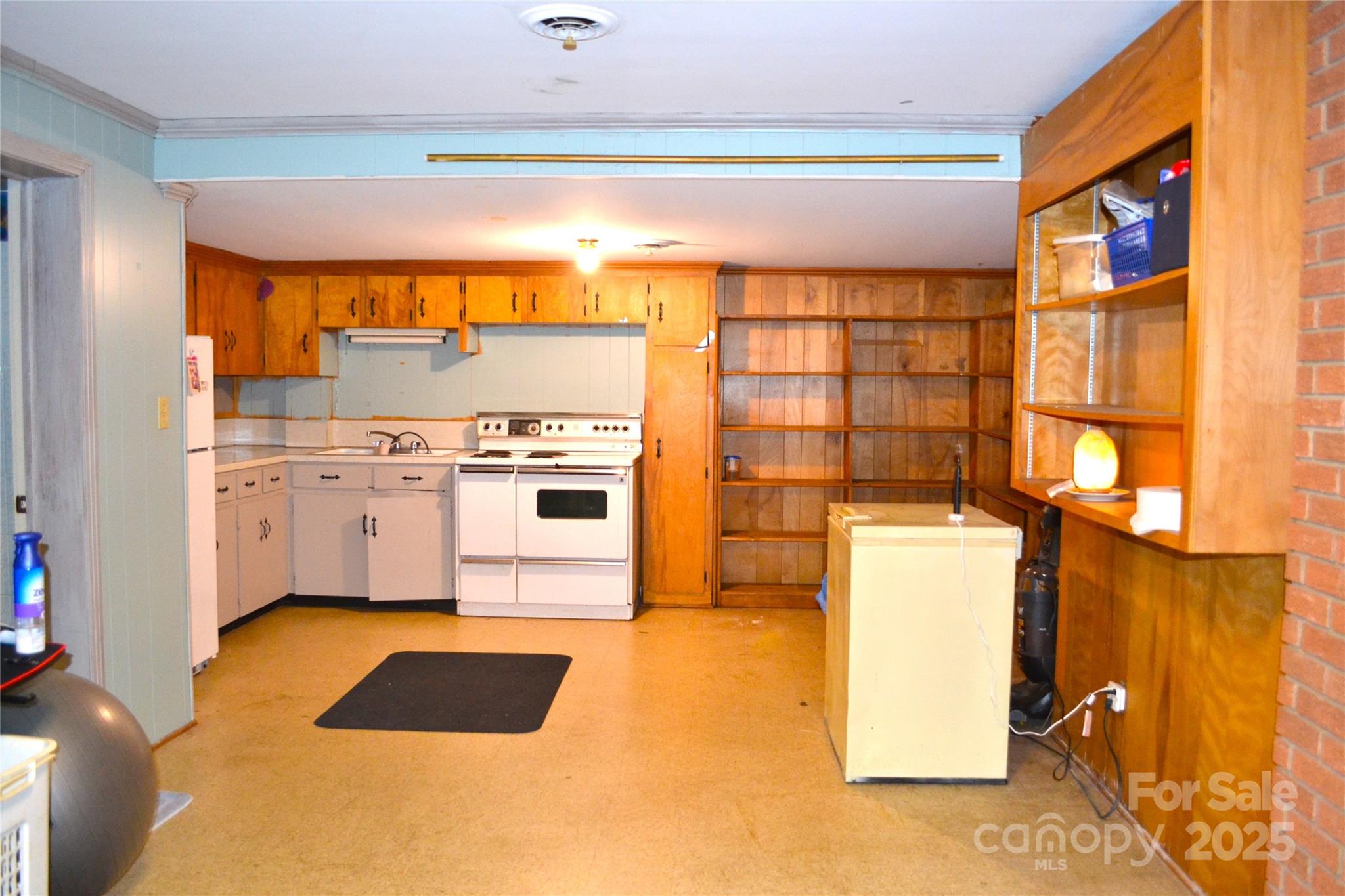 405 Wesley Heights Drive, Albemarle, NC - photo 33 of 42
