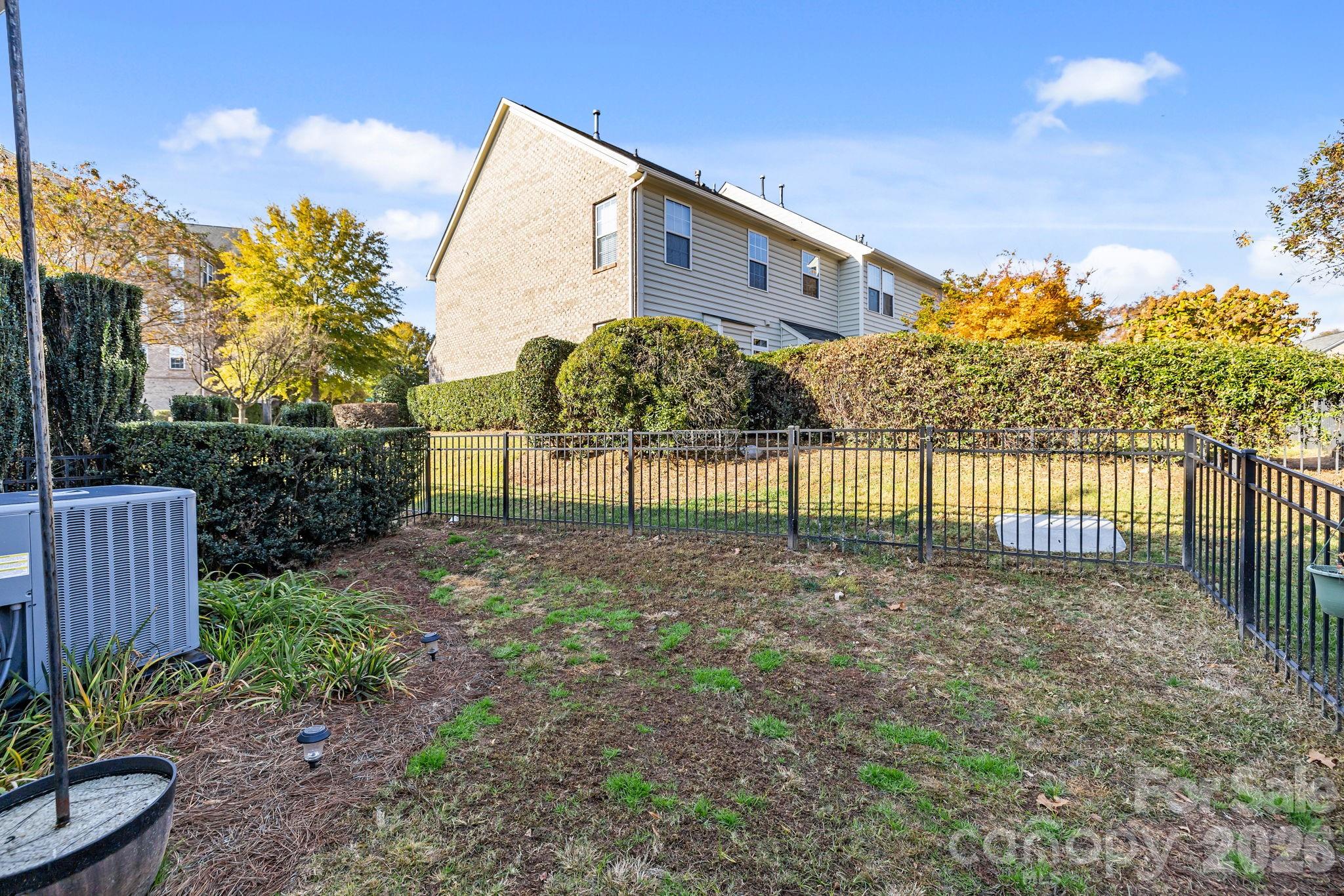 Photo 31 of 5922 Union Pacific Avenue, Charlotte, NC
