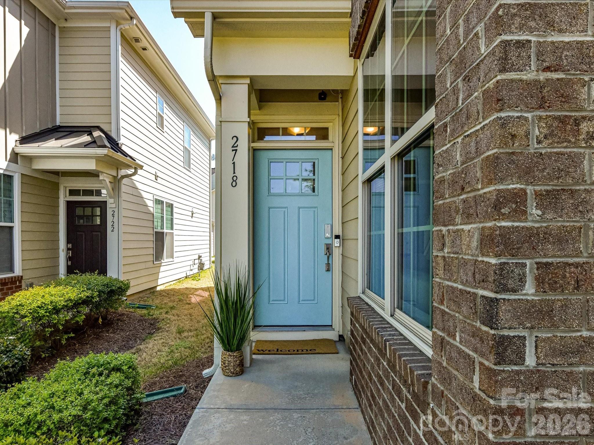 Photo 2 of 2718 Tranquil Oak Place, Charlotte, NC