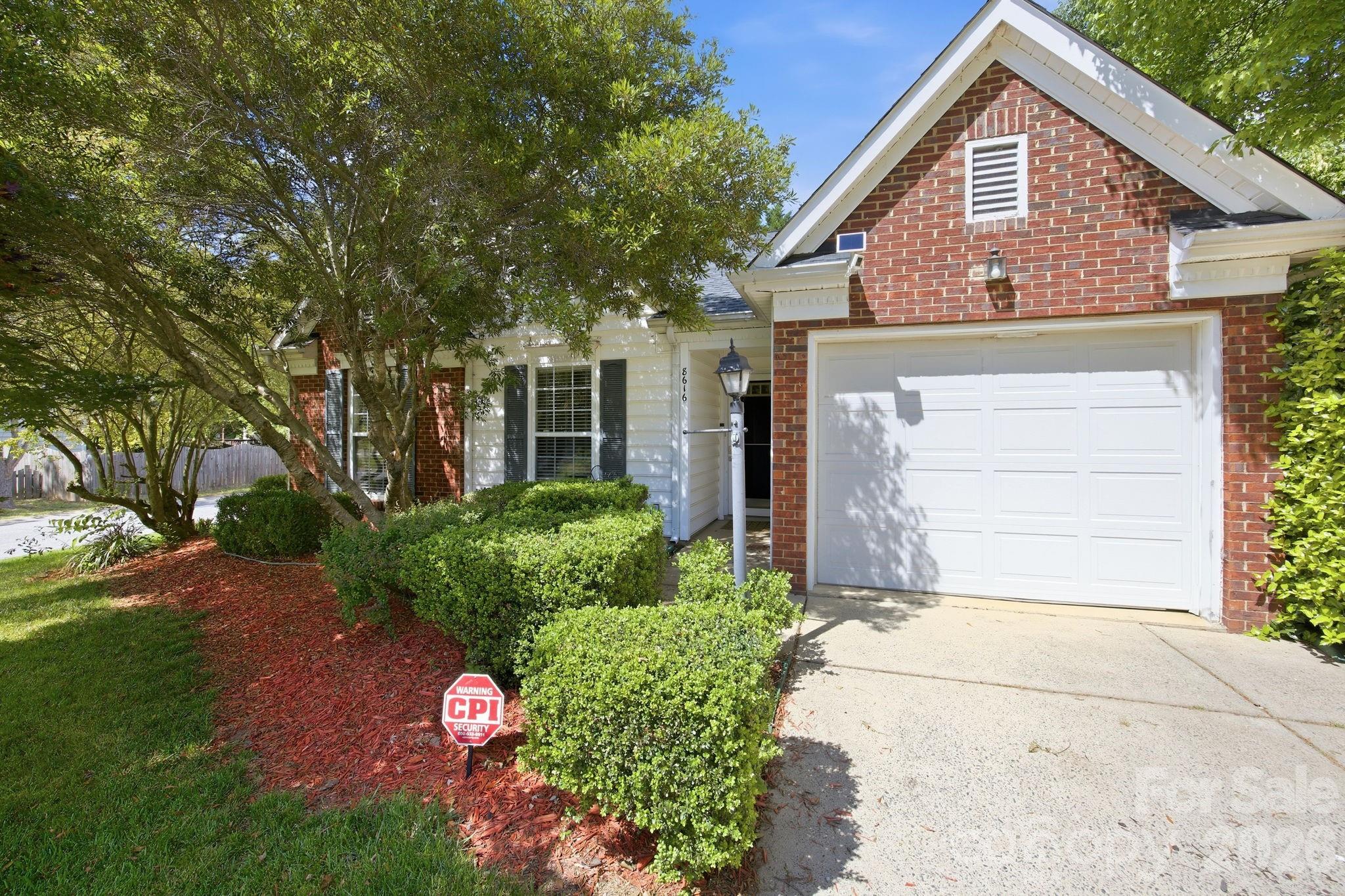 Photo 2 of 8616 Mineral Ridge Way, Charlotte, NC