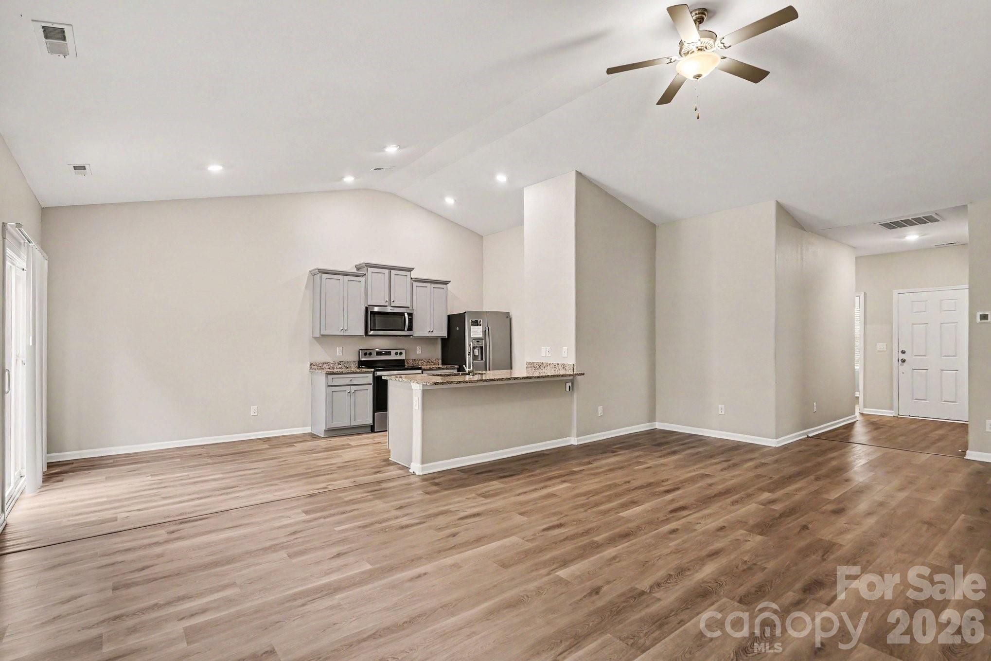 Photo 3 of 1029 Culver Spring Way, Charlotte, NC