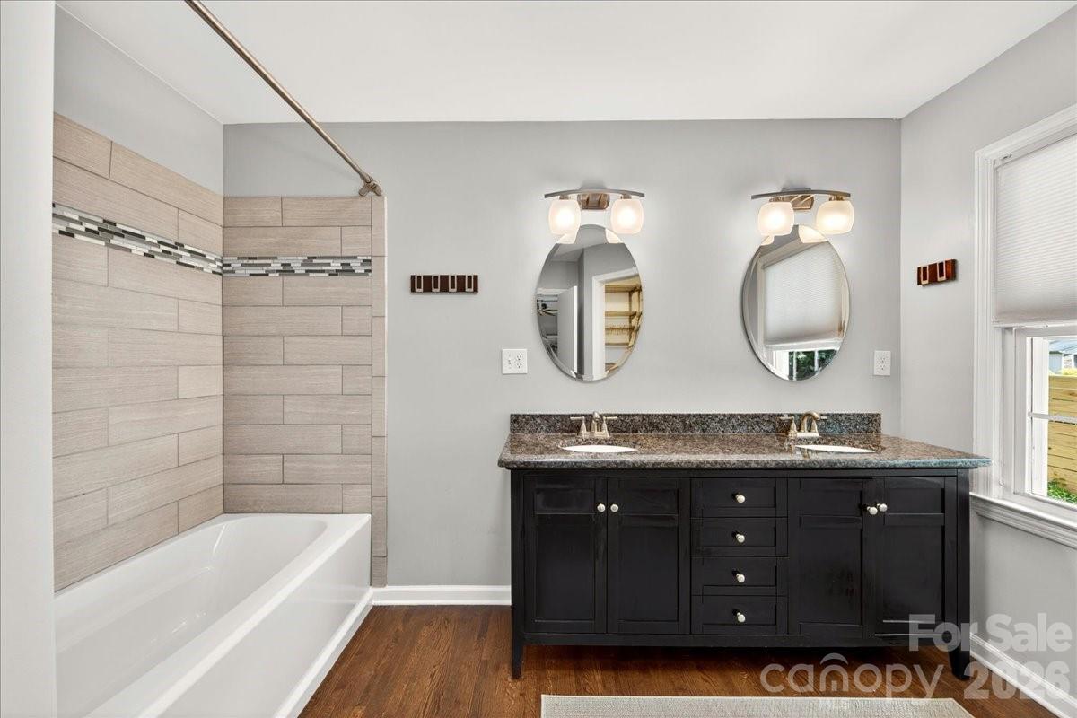 Photo 14 of 3425 Airlie Street, Charlotte, NC