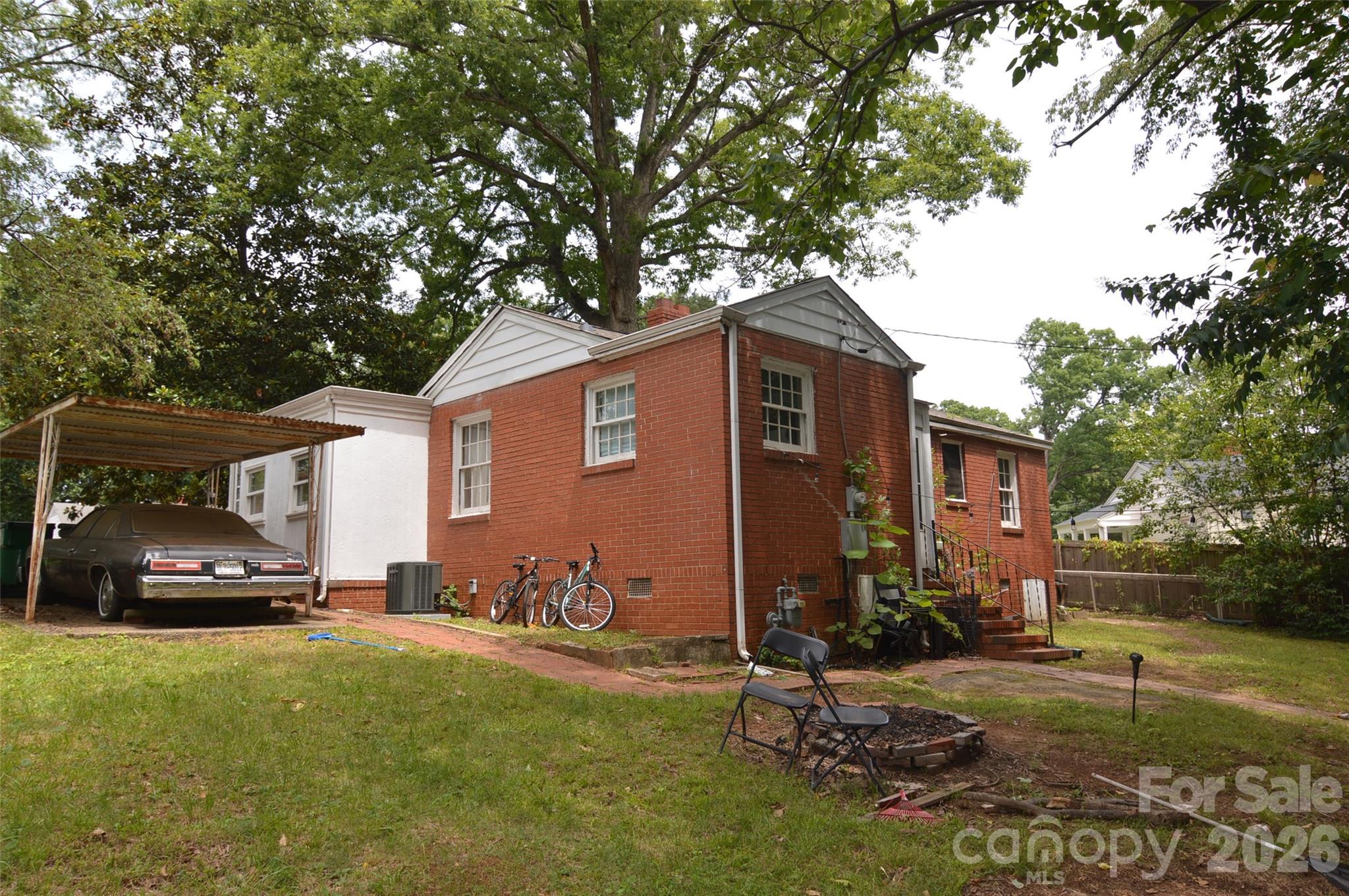 Photo 18 of 2111 Dickens Avenue, Charlotte, NC