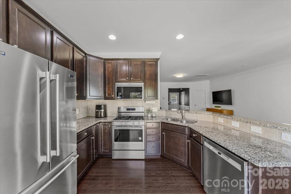 Photo 14 of 2419 Diplomat Lane, Charlotte, NC